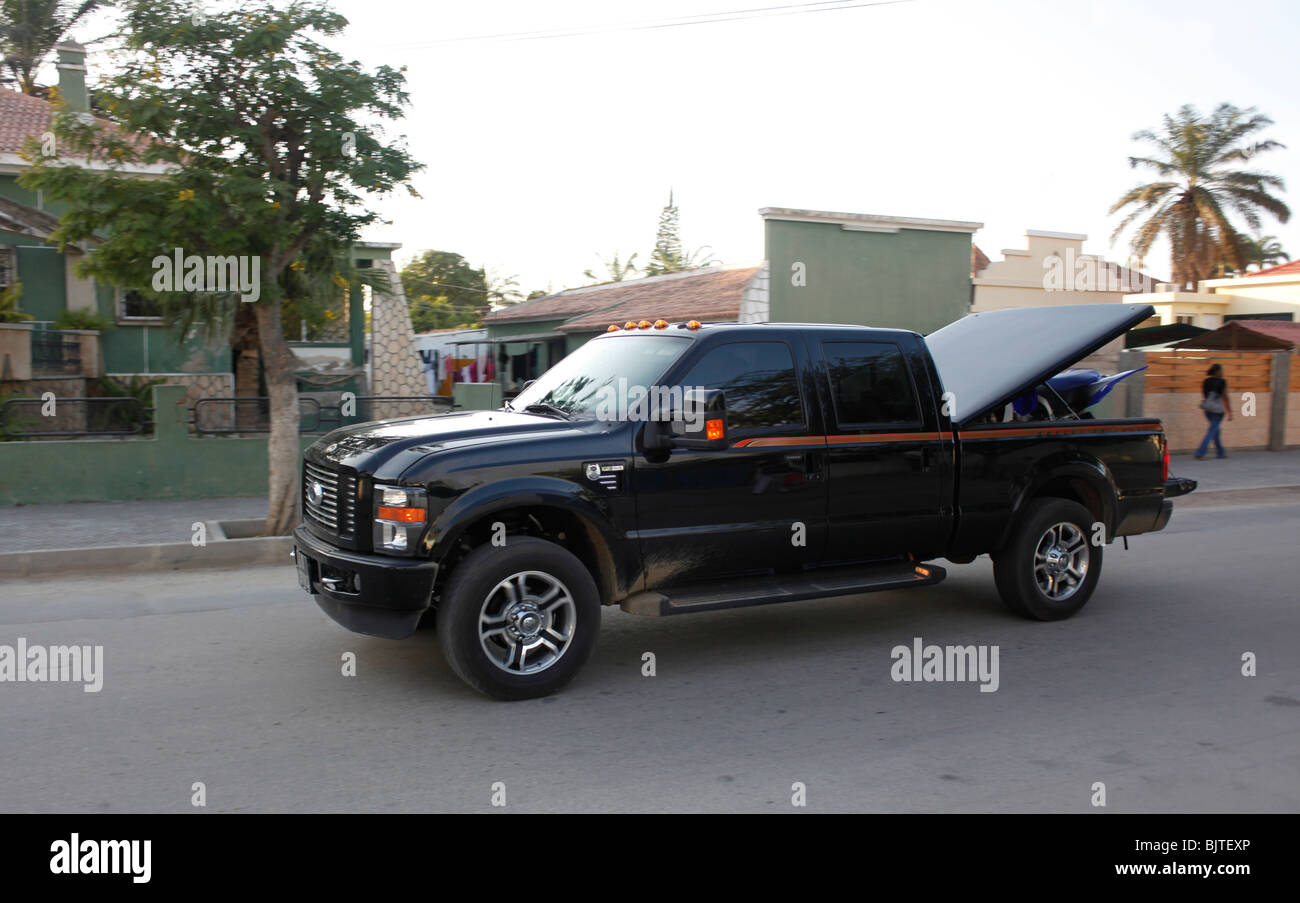 4x4 dodge truck. Benguela, Angola Stock Photo - Alamy