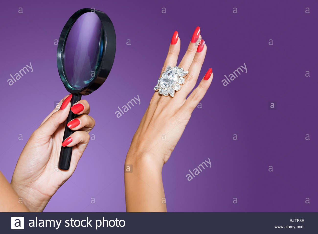 Diamond Magnifying Glass Stock Photos & Diamond Magnifying Glass Stock ...