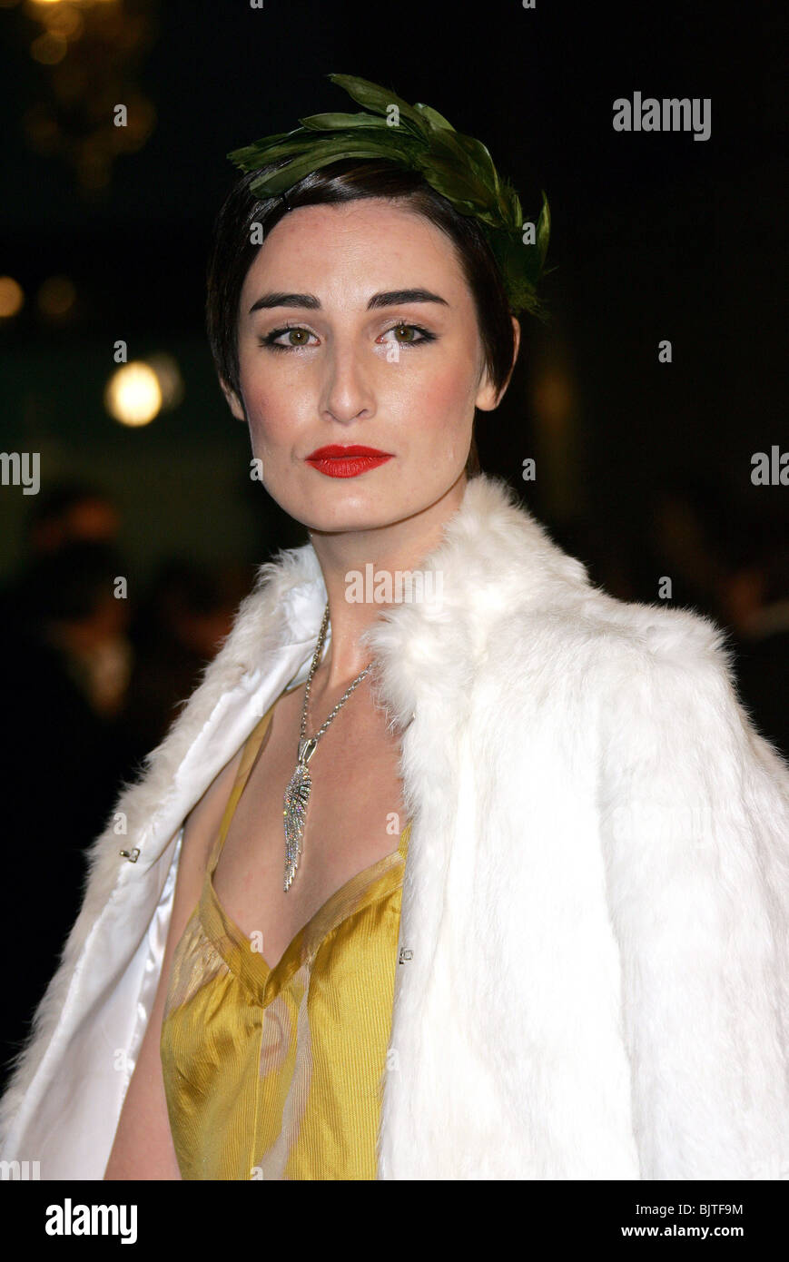 ERIN O'CONNOR THE CHRONICLES OF NARNIA FILM PREMIER THE ROYAL ALBERT HALL LONDON ENGLAND 07 ...