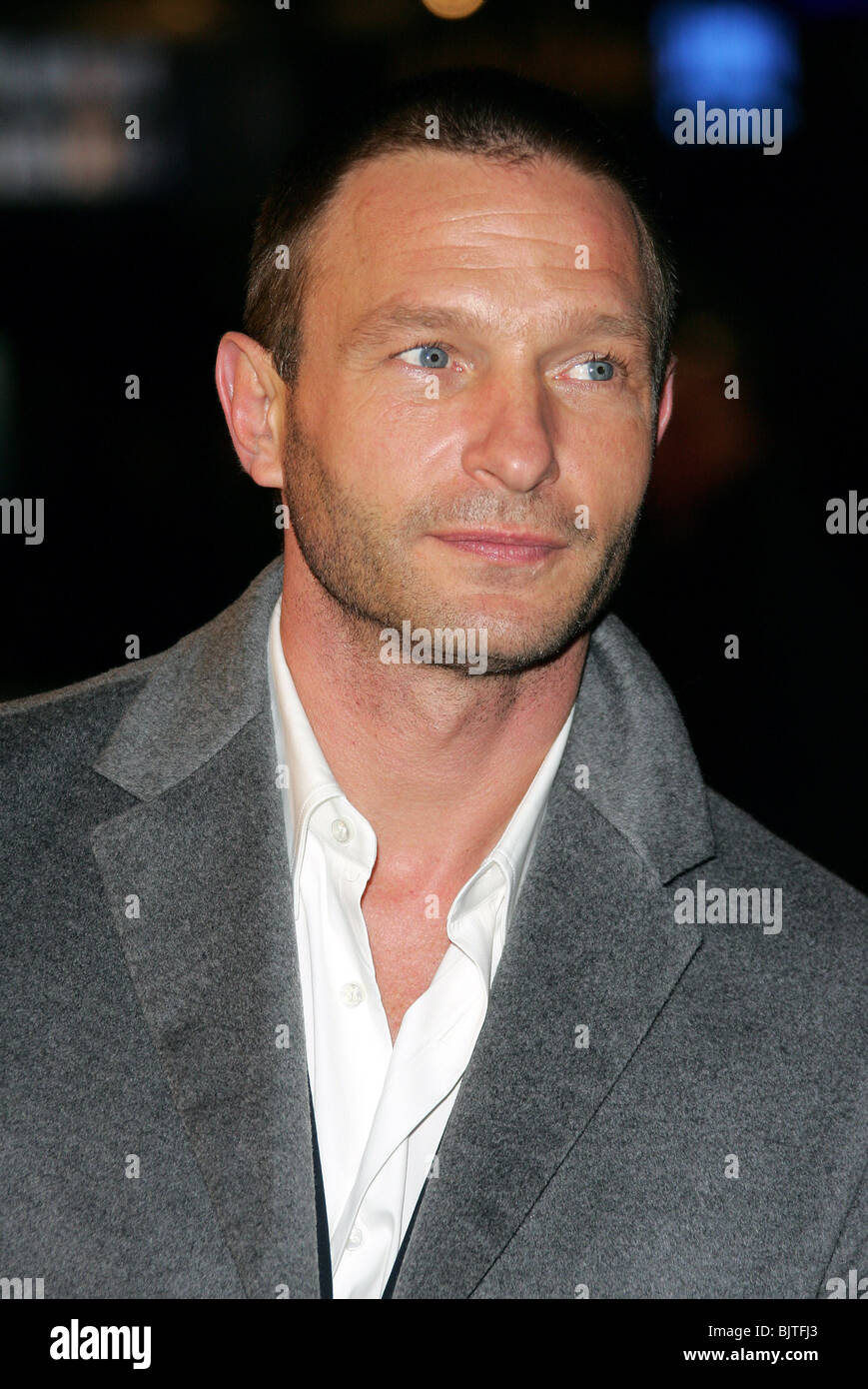 THOMAS KRETSCHMANN KING KONG FILM PREMIER THE ODEON LEICESTER SQUARE ...