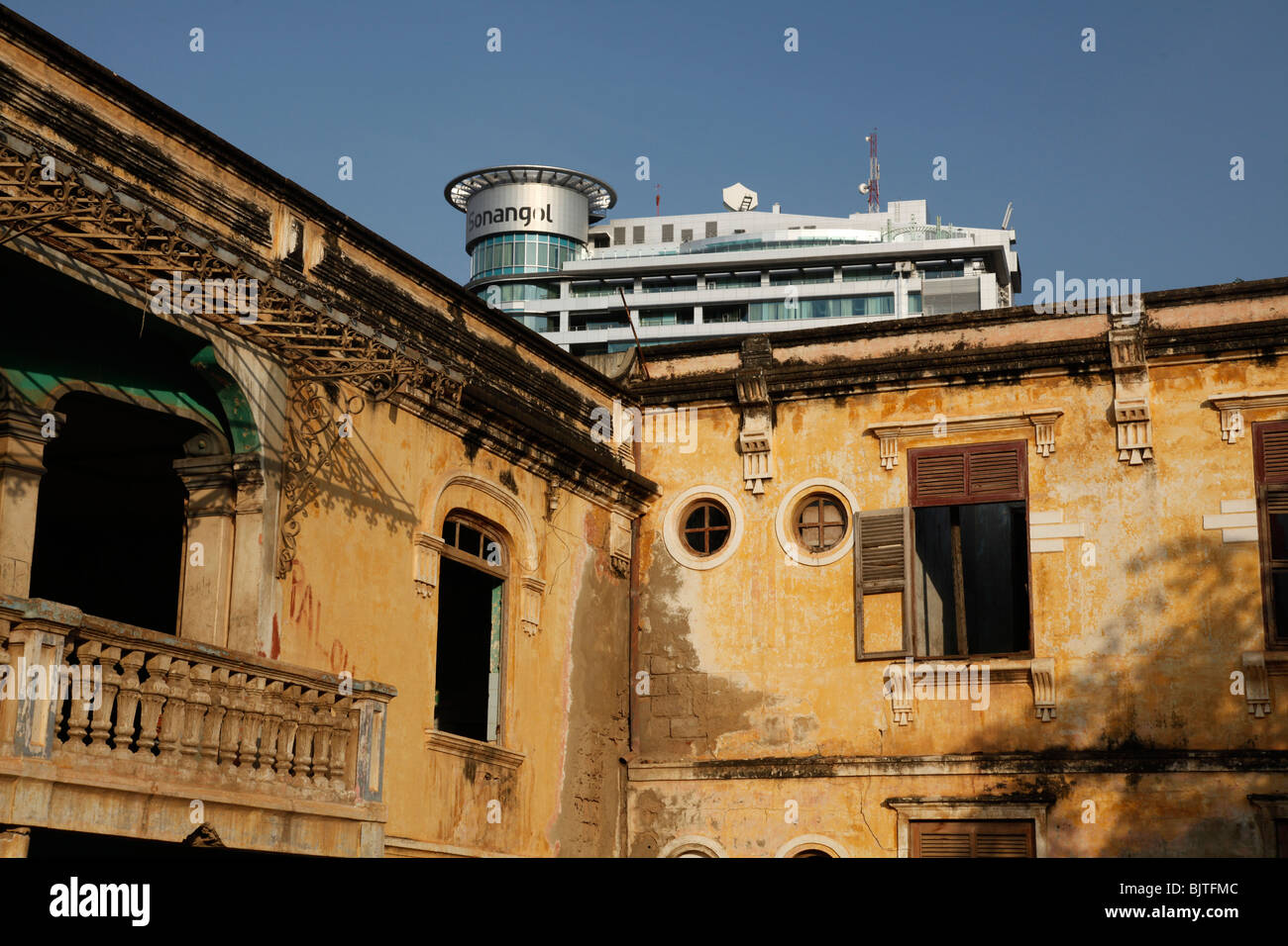 Portuguese colonial building hi-res stock photography and images - Alamy
