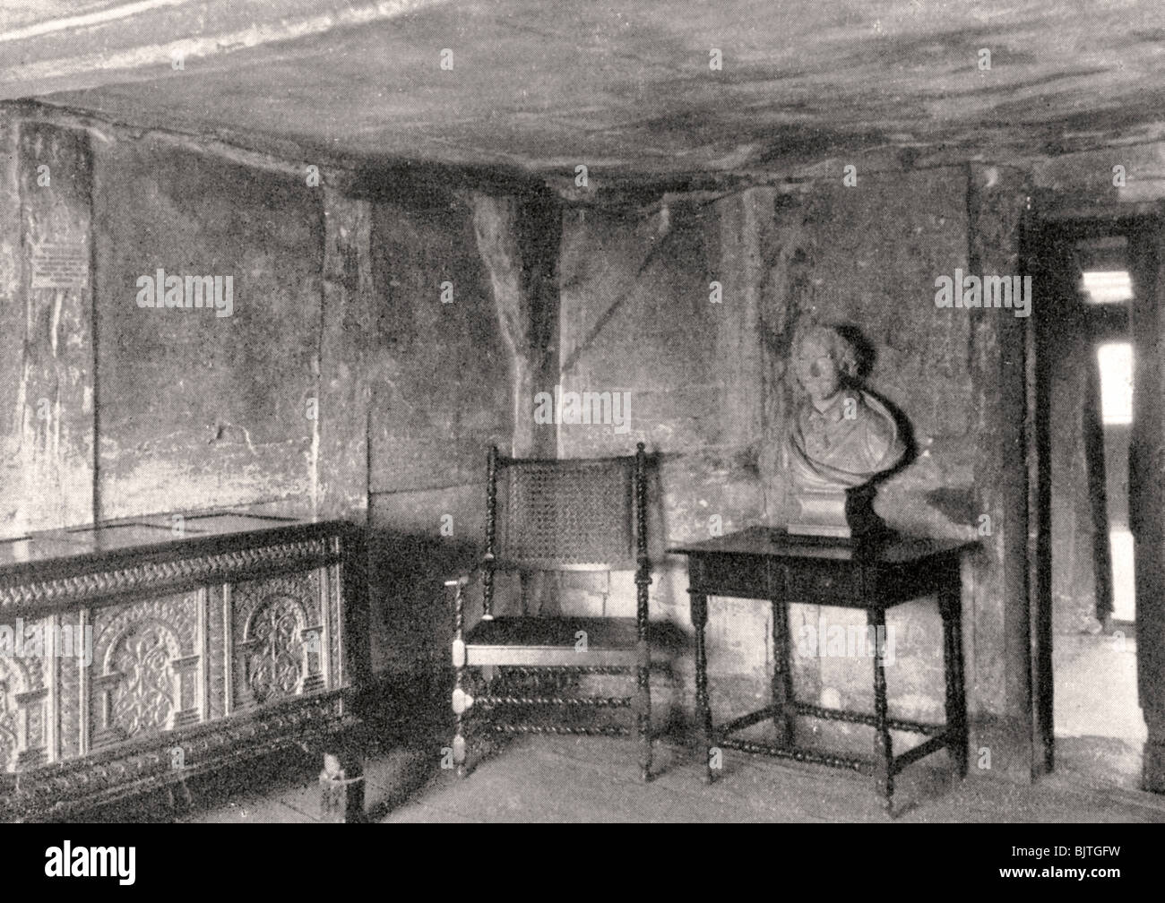 Interior of Shakespeare's house, Stratford-upon-Avon, Warwickshire ...