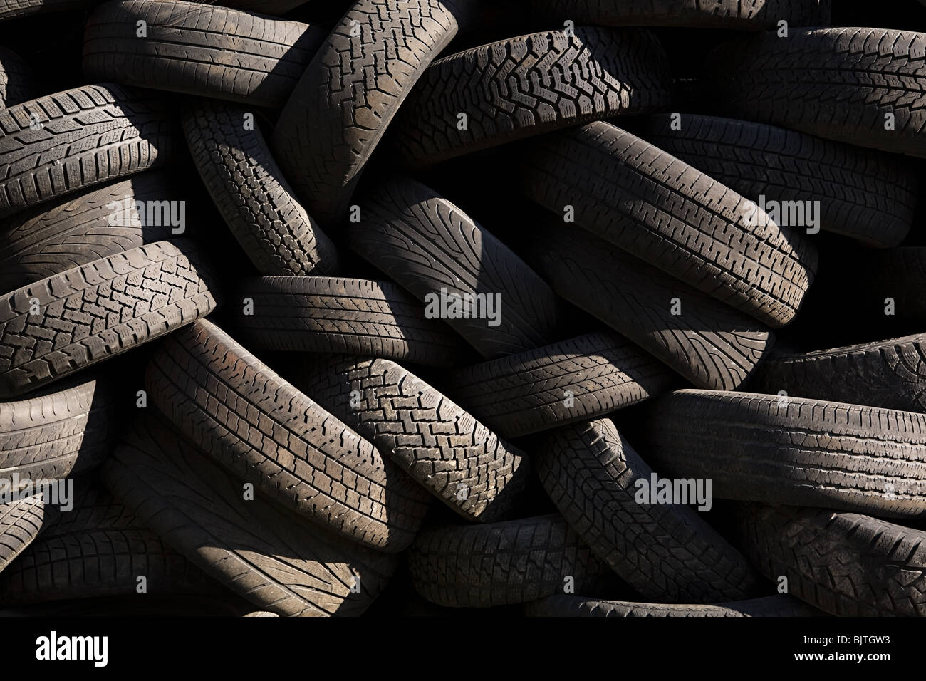 Tyres hi-res stock photography and images - Alamy