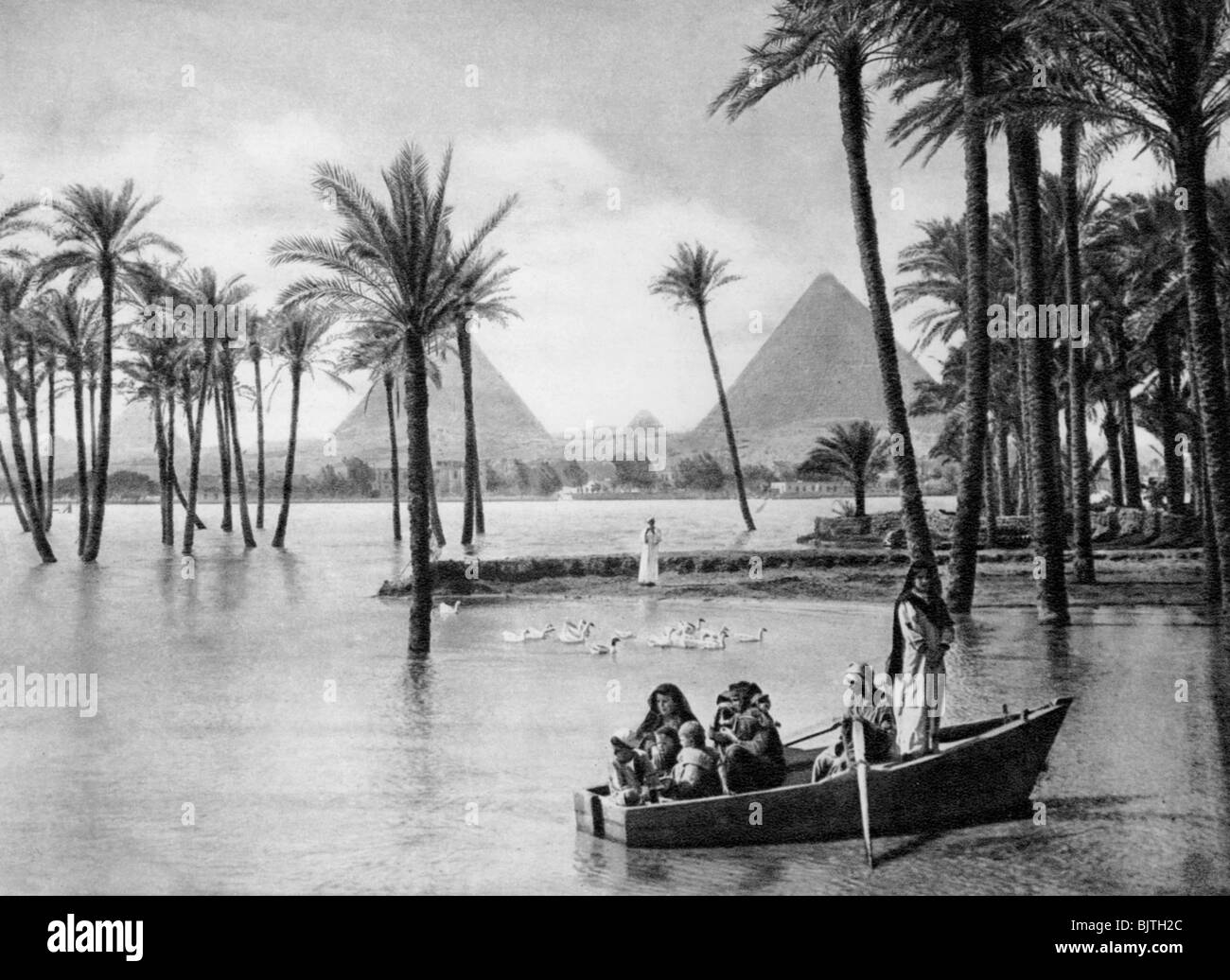 1920s cairo boat hi-res stock photography and images - Alamy