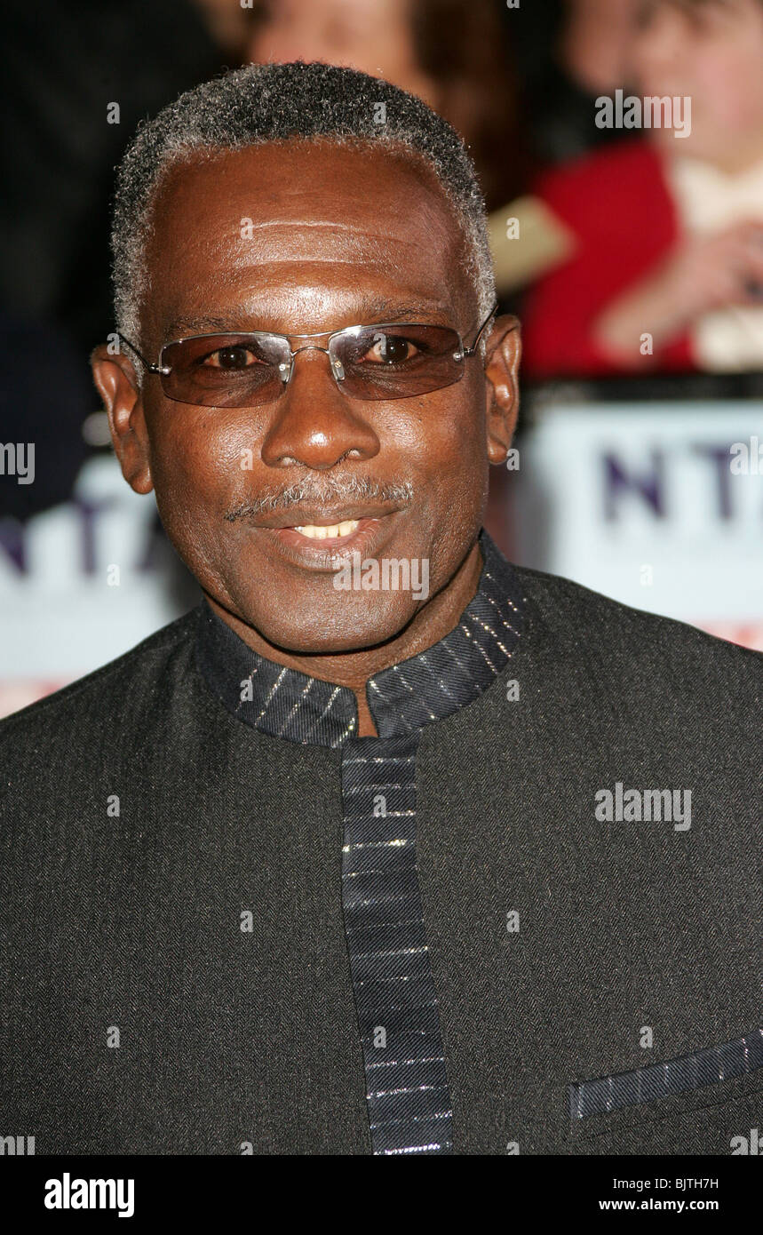Rudolph walker actor royal albert hi-res stock photography and images ...