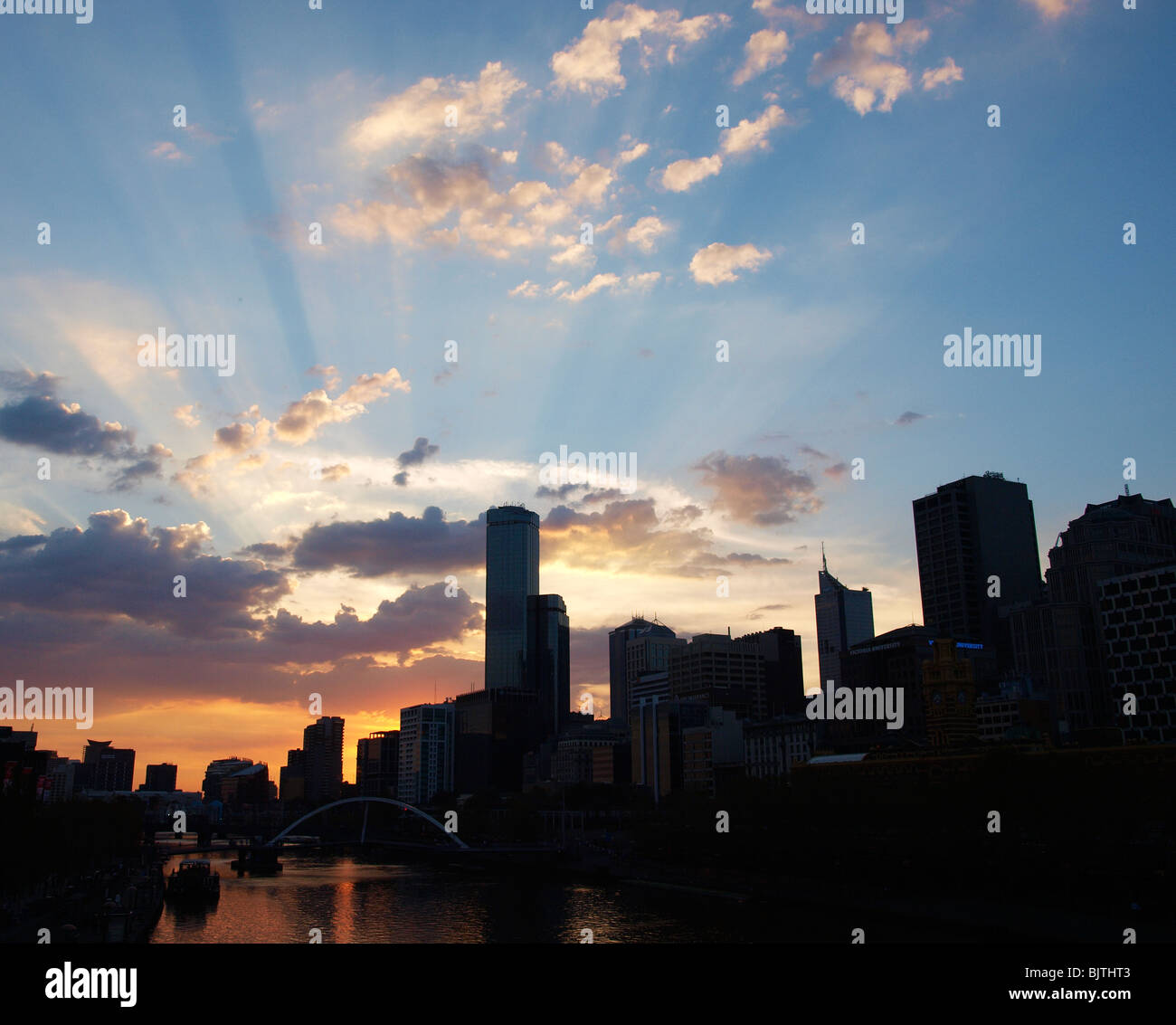Melbourne skyline silhouette hi-res stock photography and images - Alamy