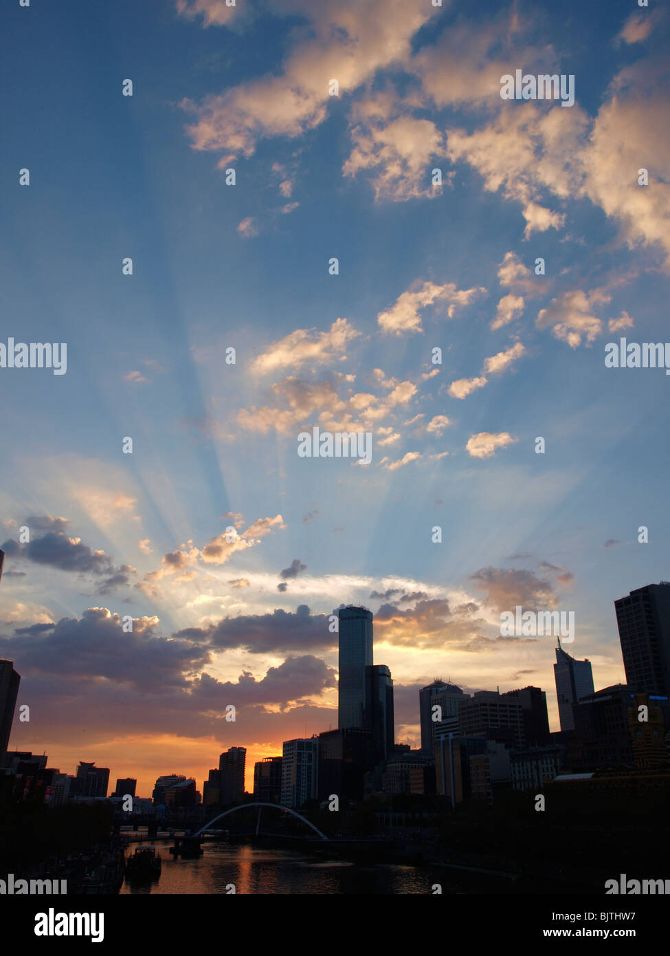 Melbourne skyline silhouette hi-res stock photography and images - Alamy