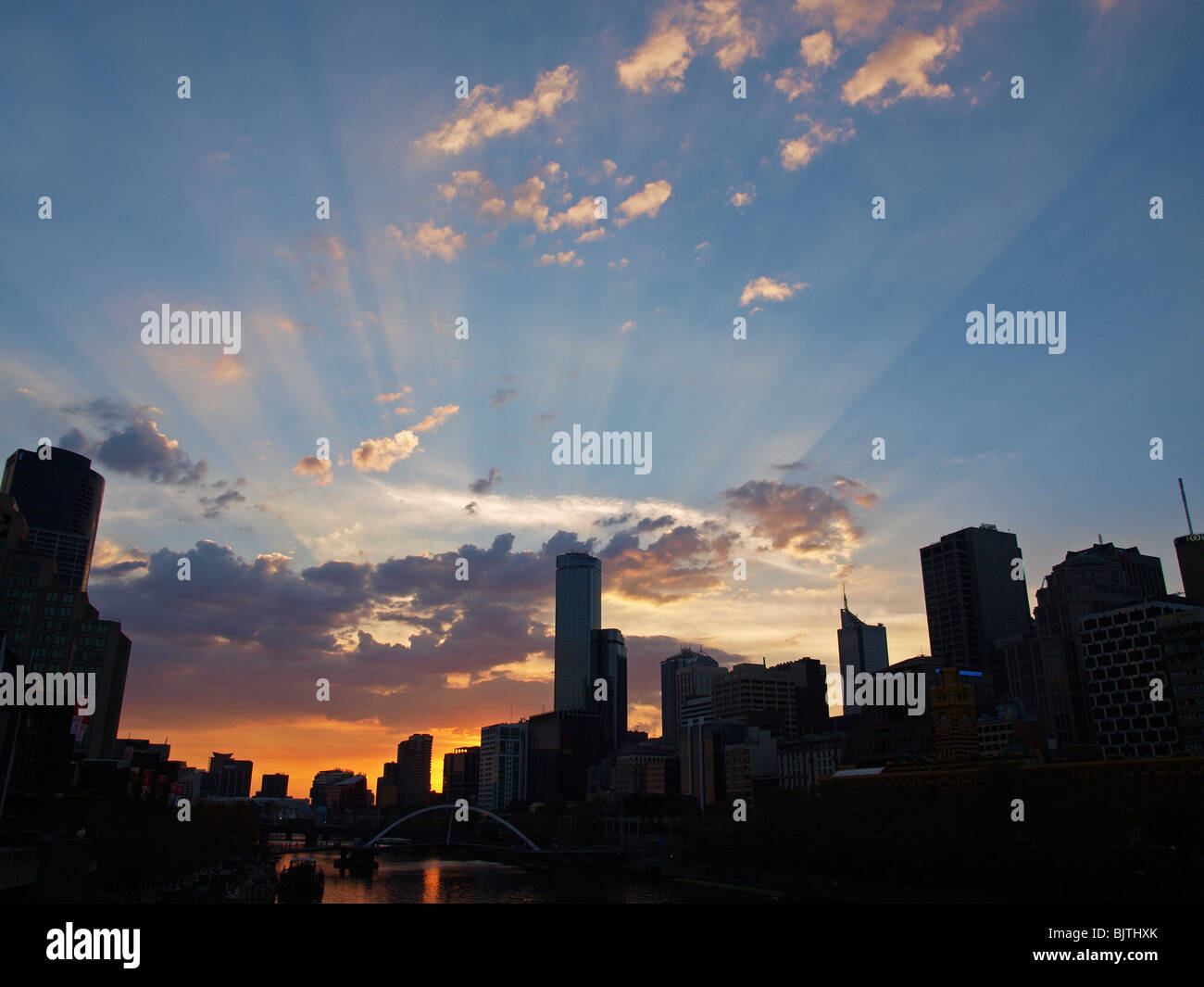 Melbourne skyline silhouette hi-res stock photography and images - Alamy