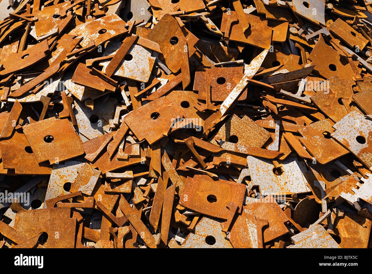 Scrap metal depot hi-res stock photography and images - Alamy
