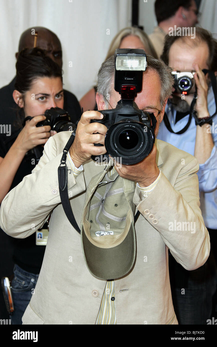 Steven spielberg camera hi-res stock photography and images - Alamy