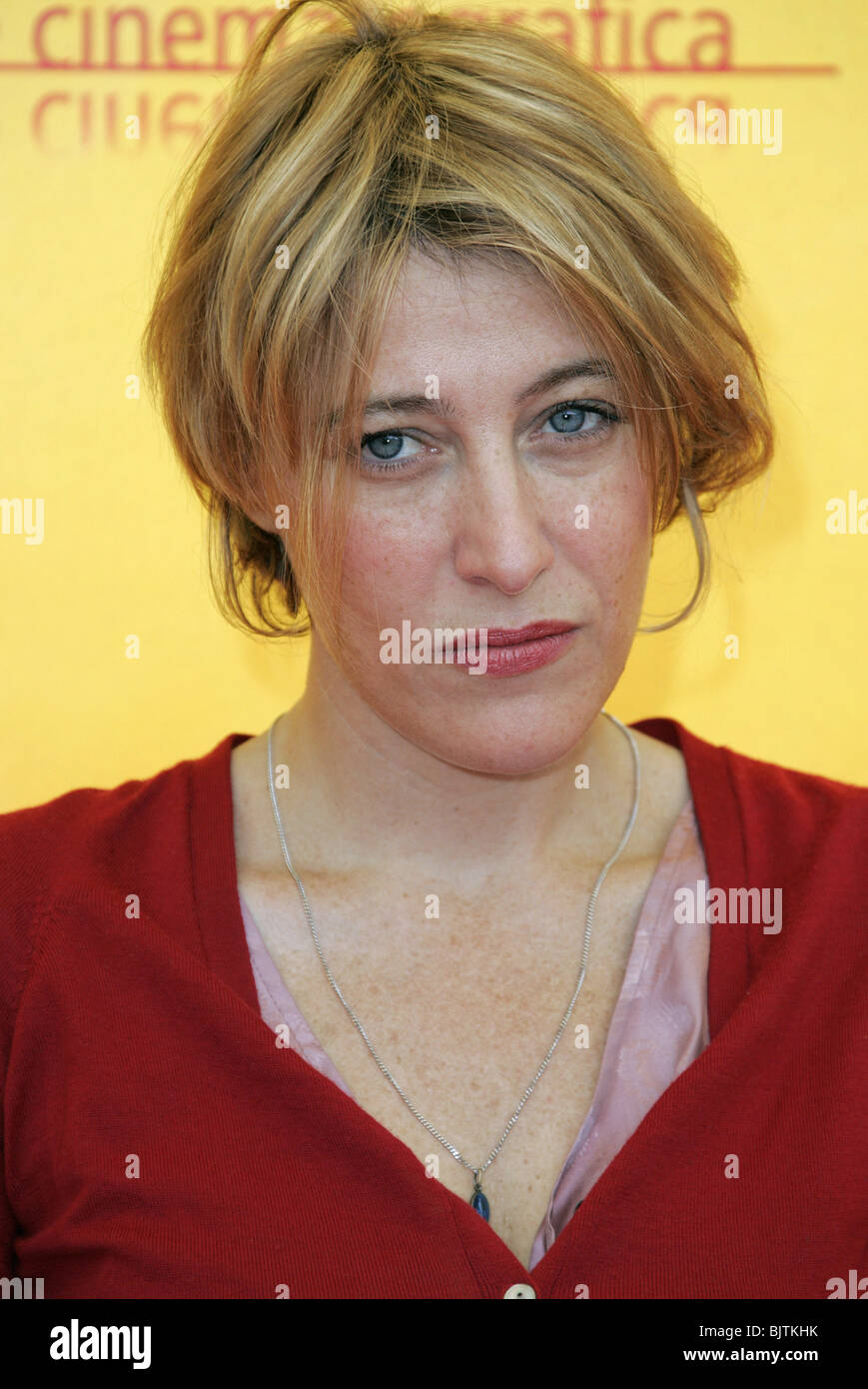 Valeria Bruni Tedeschi (2004 5x2)