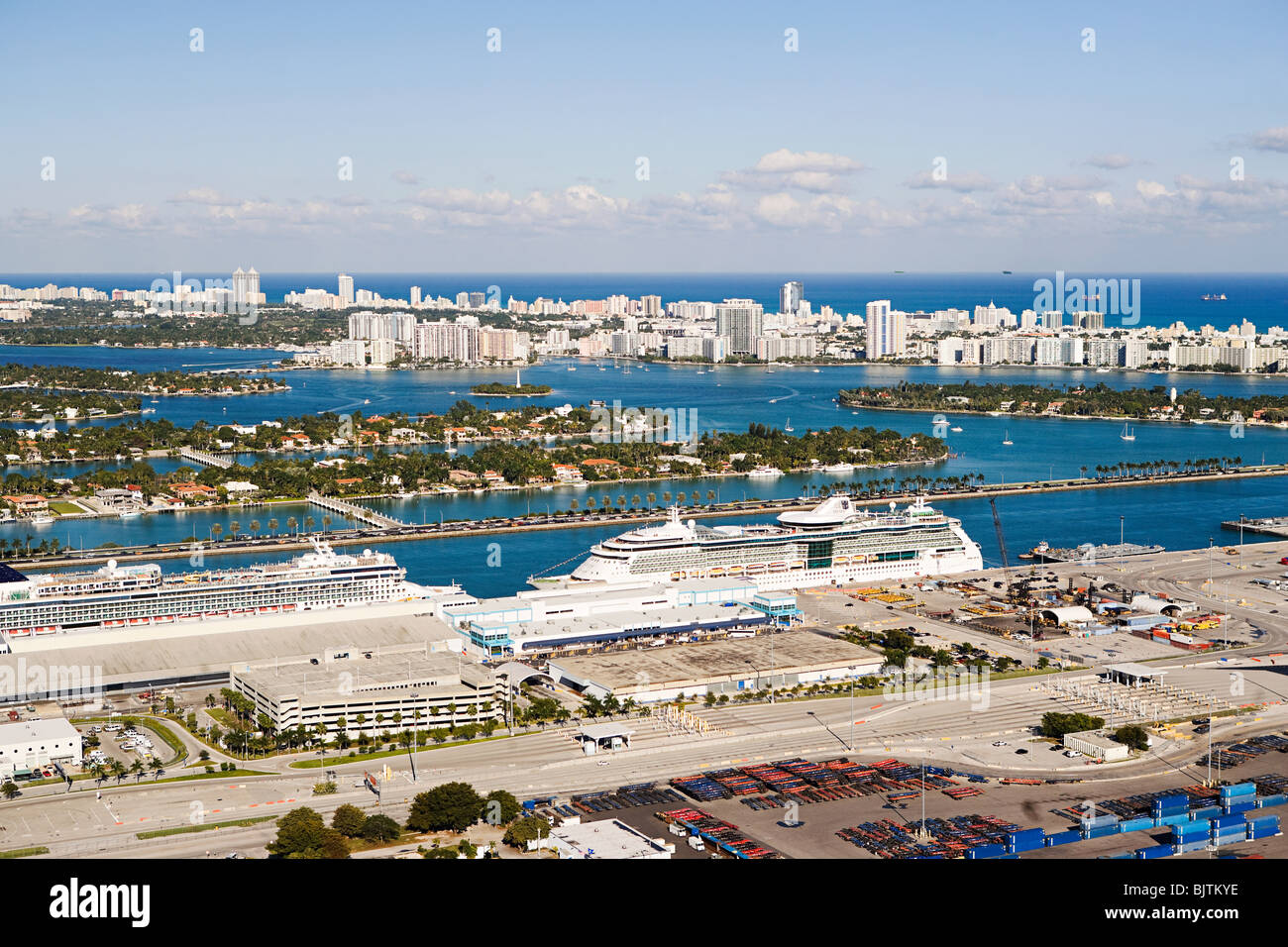 Miami Street View Aerial High Resolution Stock Photography and Images ...