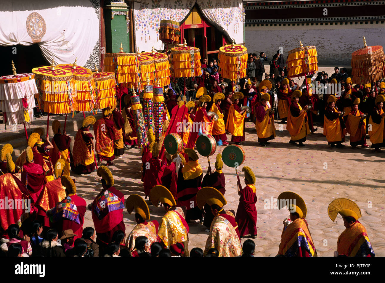 China, Tibet, Qinghai province, Tongren (Repkong), Wutun Si monastery ...