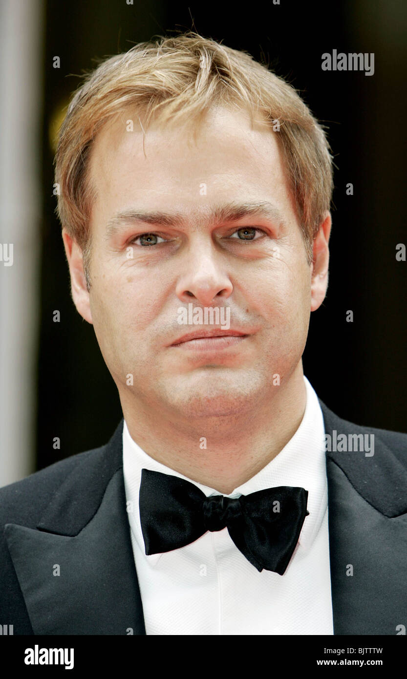 Peter jones dragons den hi-res stock photography and images - Alamy