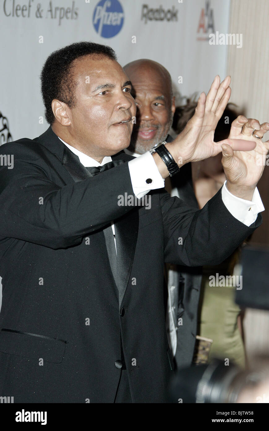 MUHAMMAD ALI 16TH ANNUAL CAROUSEL OF HOPE G BEVERLY HILTON BEVERLY ...