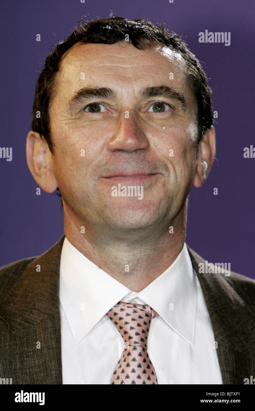 PHIL DANIELS THE 2007 BRITISH SOAP AWARDS BBC TELEVISION CENTRE LONDON ...