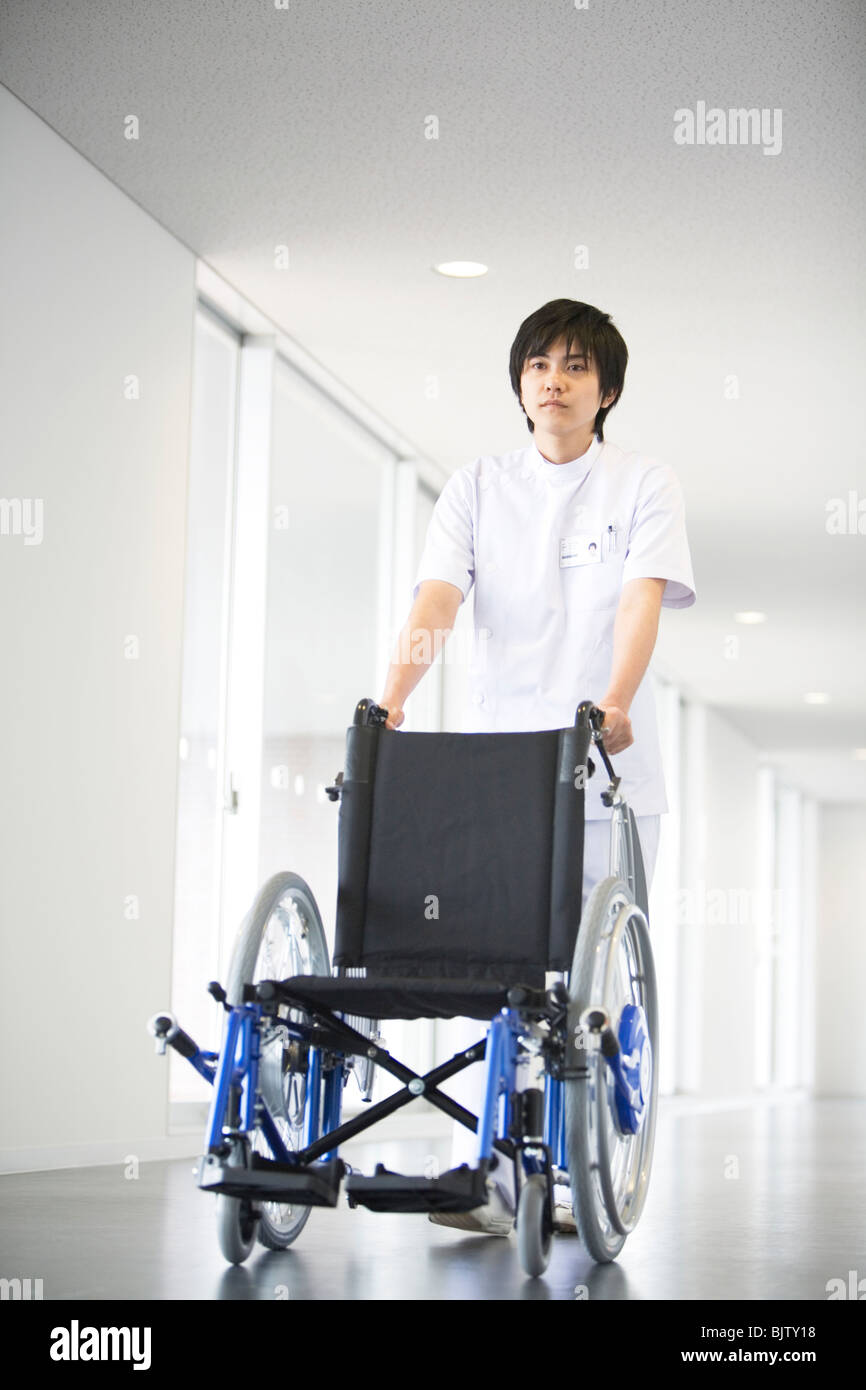 Hospital orderly hi-res stock photography and images - Alamy