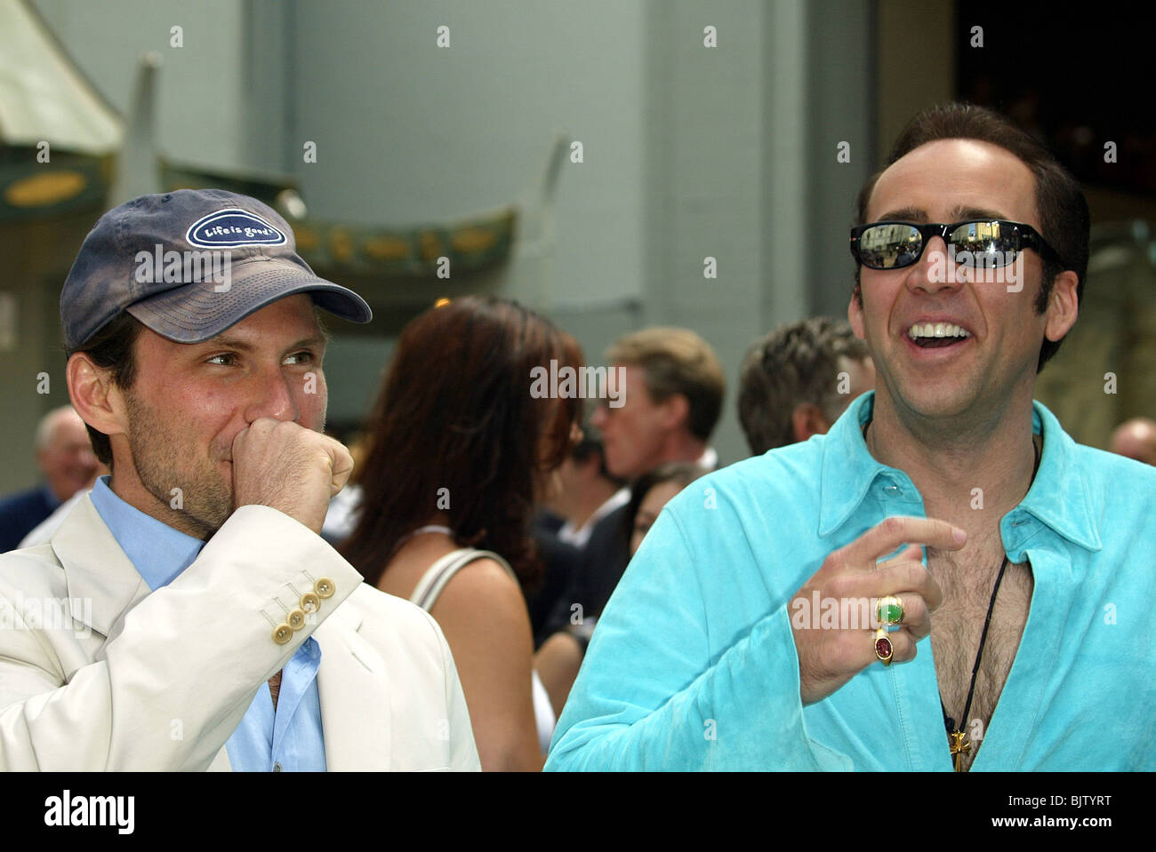 CHRISTIAN SLATER NICOLAS CAGE JOHN WOO HANDPRINTS CEREMONY MANN'S ...