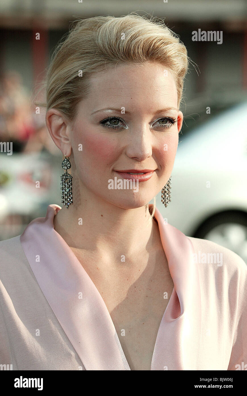 KATE HUDSON ALEX & EMMA WORLD FILM PREMIE GRAUMAN'S CHINESE THEATRE ...