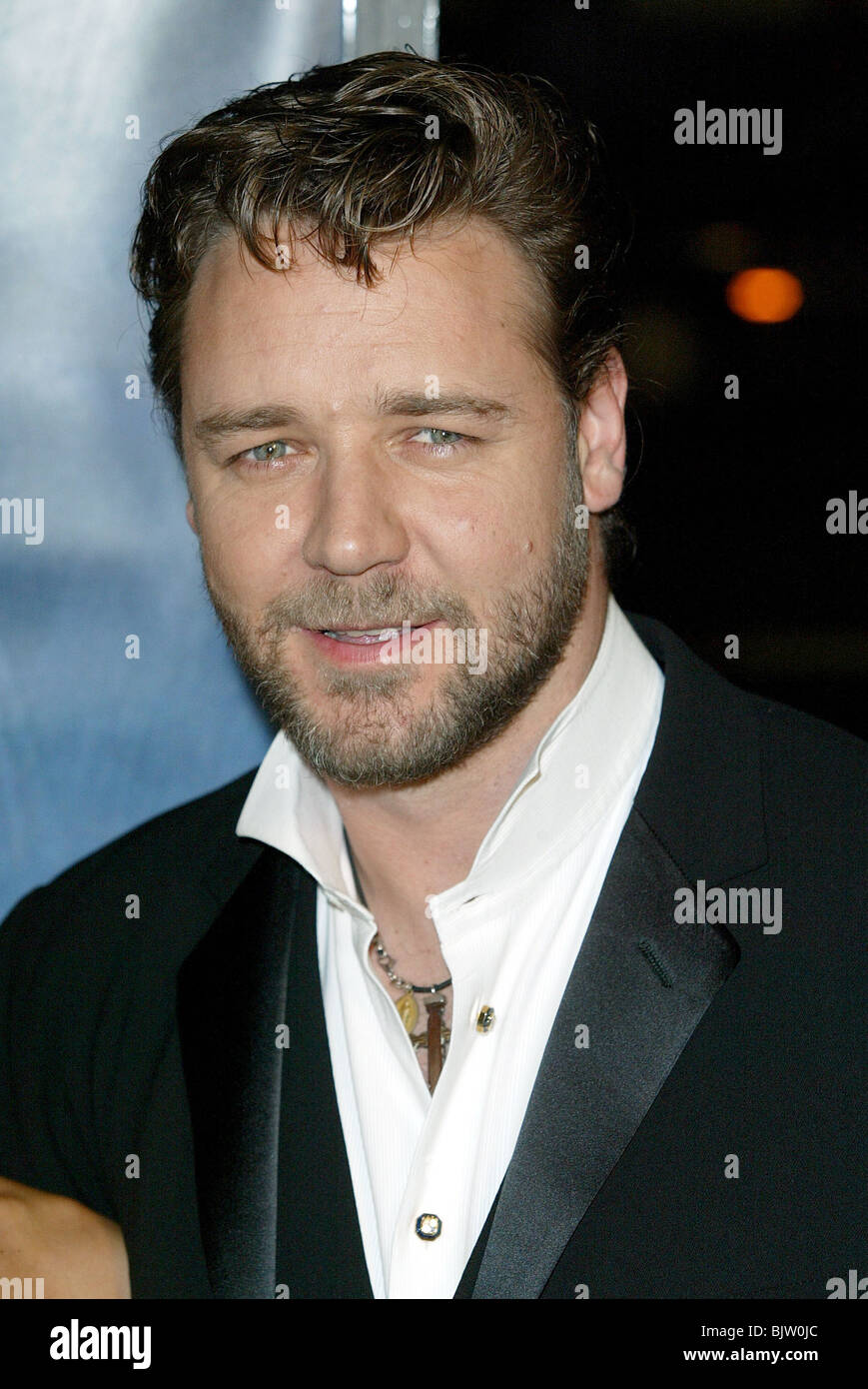 RUSSELL CROWE MASTER & COMMANDER: THE FAR SI ACADEMY OF MOTION PICTURE ...