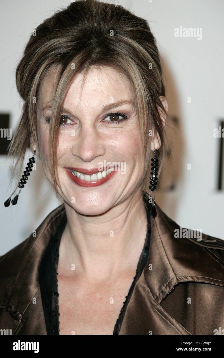 MICHELLE LAROQUE THE AVIATOR FILM PREMIERE CHINESE THEATRE HOLLYWOOD ...