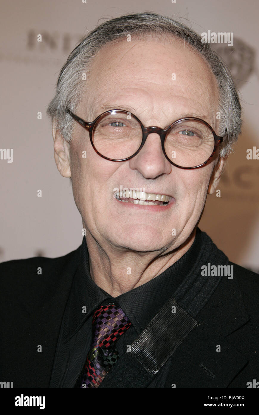 Alan alda aviator film premiere hi-res stock photography and images - Alamy