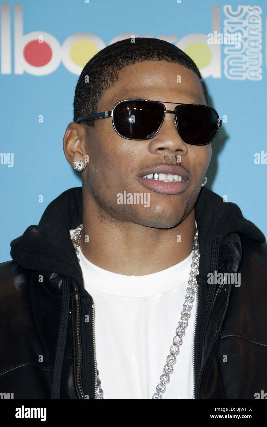 NELLY 2004 BILLBOARD MUSIC AWARDS MGM GRAND GARDEN ARENA MGM GRAND ...