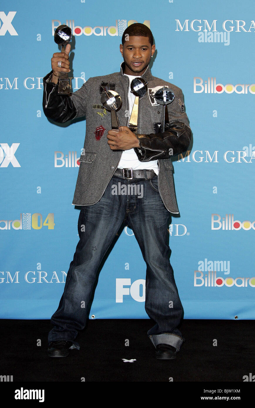USHER 2004 BILLBOARD MUSIC AWARDS MGM GRAND GARDEN ARENA MGM GRAND ...