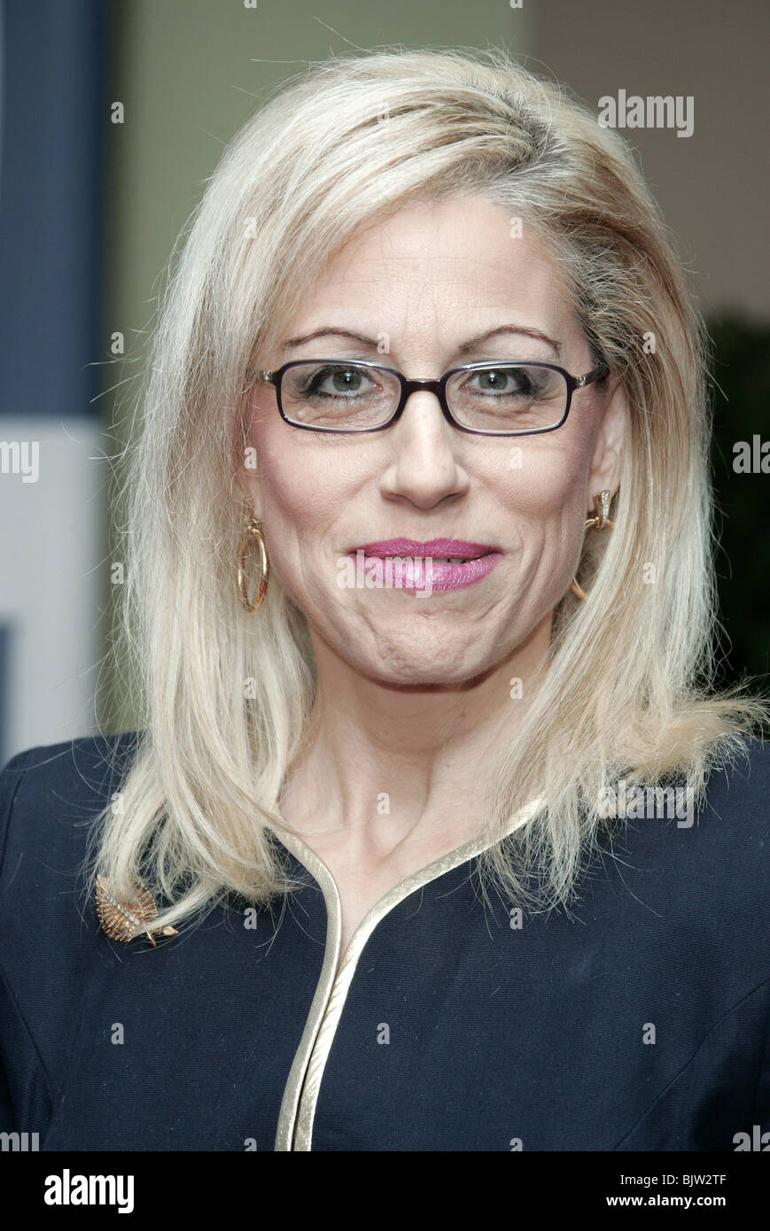 Vicki roberts hi-res stock photography and images - Alamy