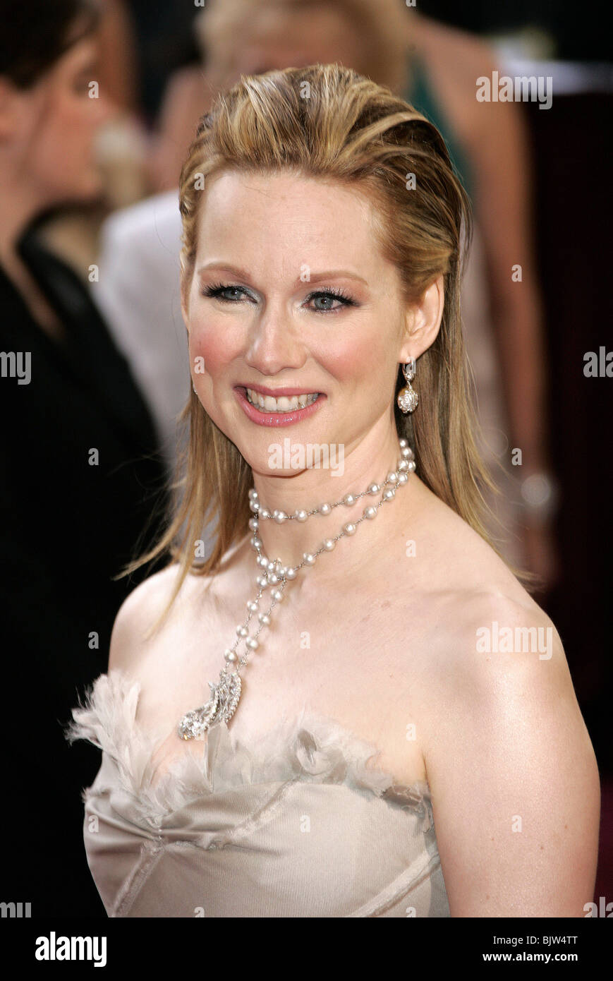 LAURA LINNEY 77TH ANNUAL ACADEMY AWARDS TH HOLLYWOOD LOS ANGELES USA 27 ...
