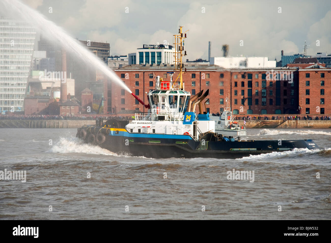 Firefighting tug boat hi-res stock photography and images - Alamy