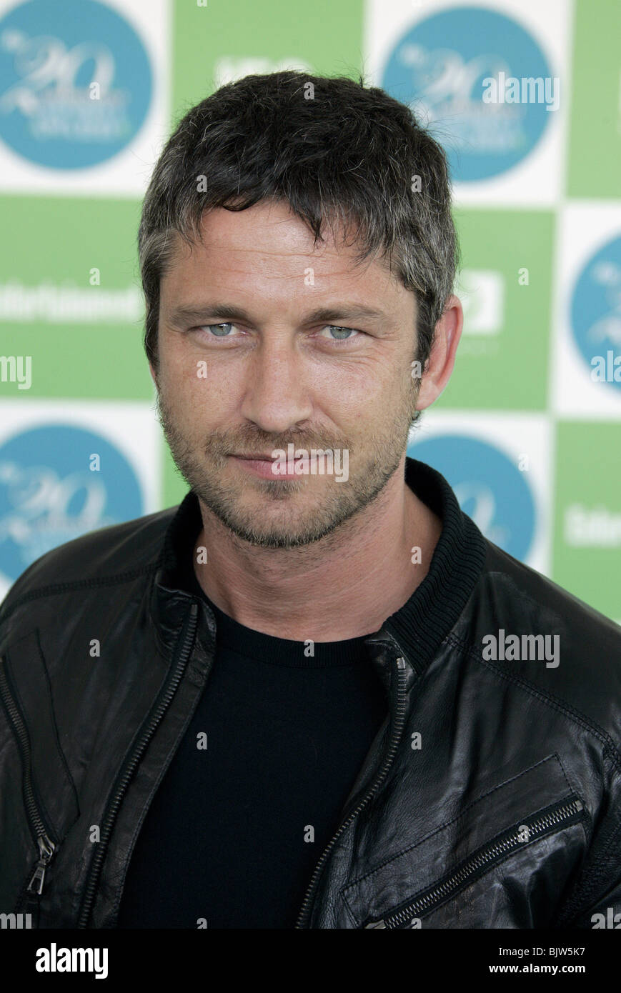 GERARD BUTLER 20TH IFP INDEPENDENT SPIRIT AW SANTA MONICA BEACH LOS ...
