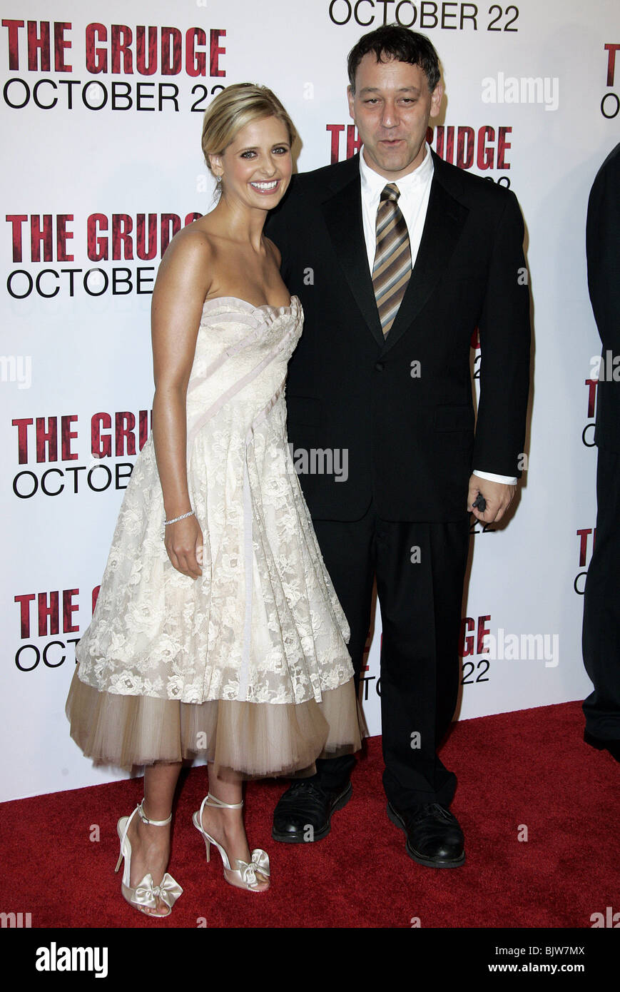 SARAH MICHELLE GELLAR & SAM RAIMI THE GRUDGE L.A. PREMIERE WESTWOOD LOS ...