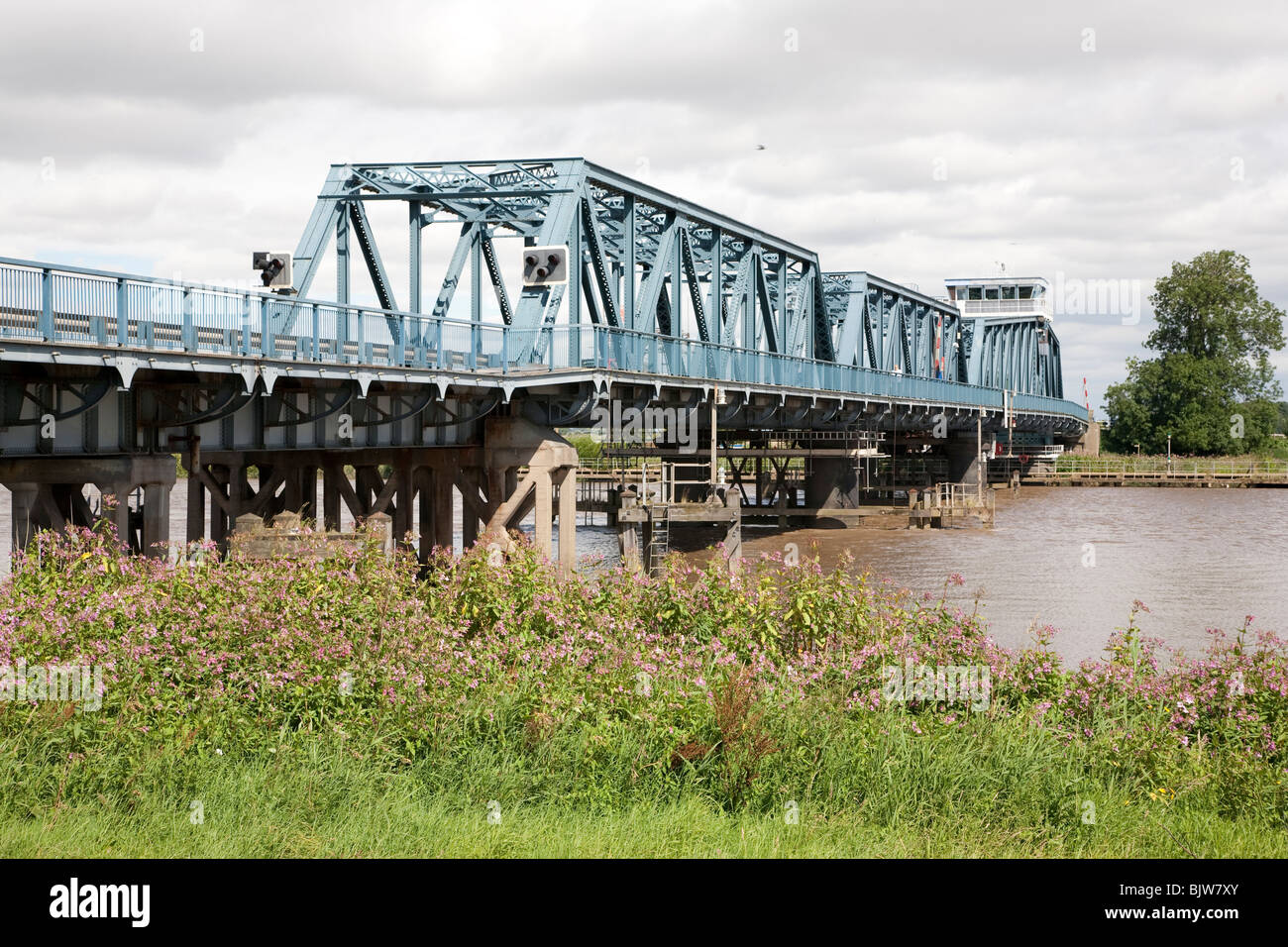 Boothferry Bridge High Resolution Stock Photography and Images - Alamy
