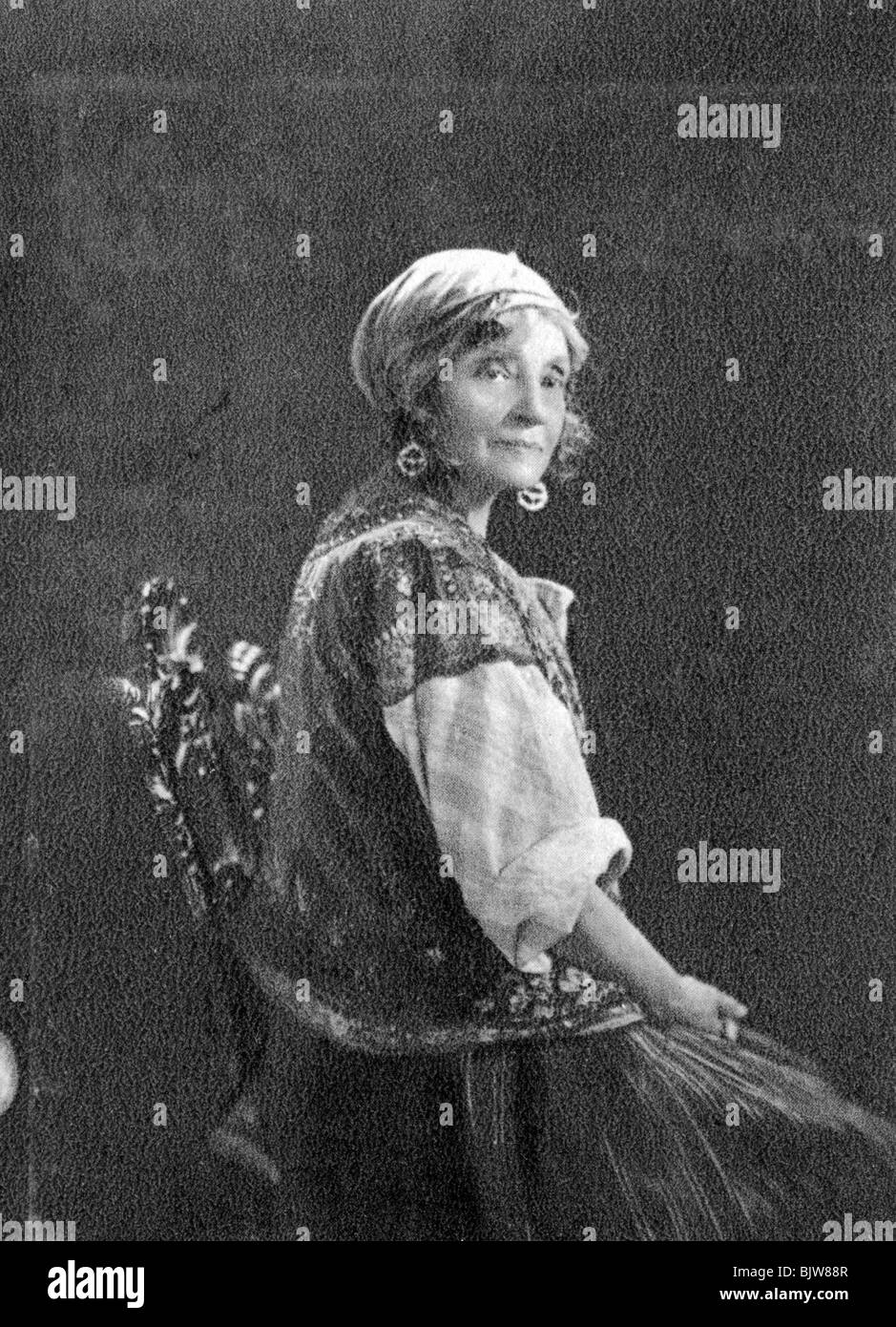 Rejane, French actress, 1905. Artist: Unknown Stock Photo - Alamy