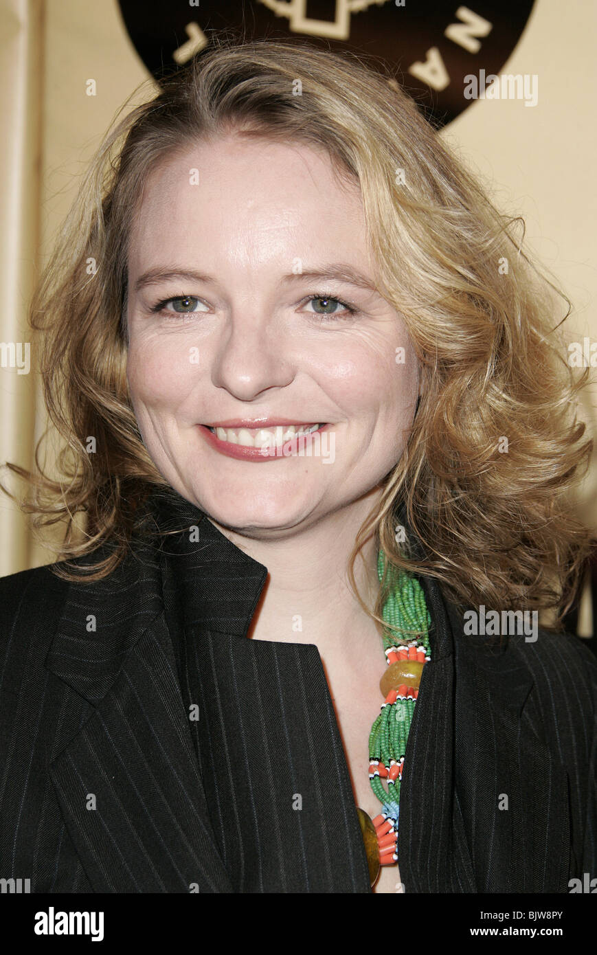 Cara seymour hotel rwanda film hi-res stock photography and images - Alamy