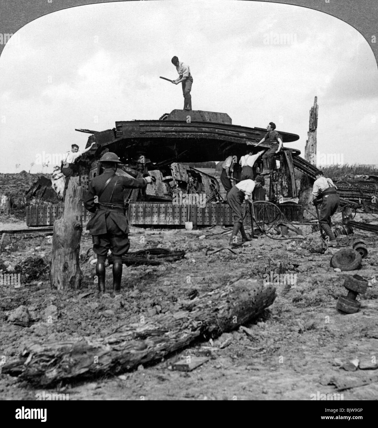 A destroyed tank hi-res stock photography and images - Alamy