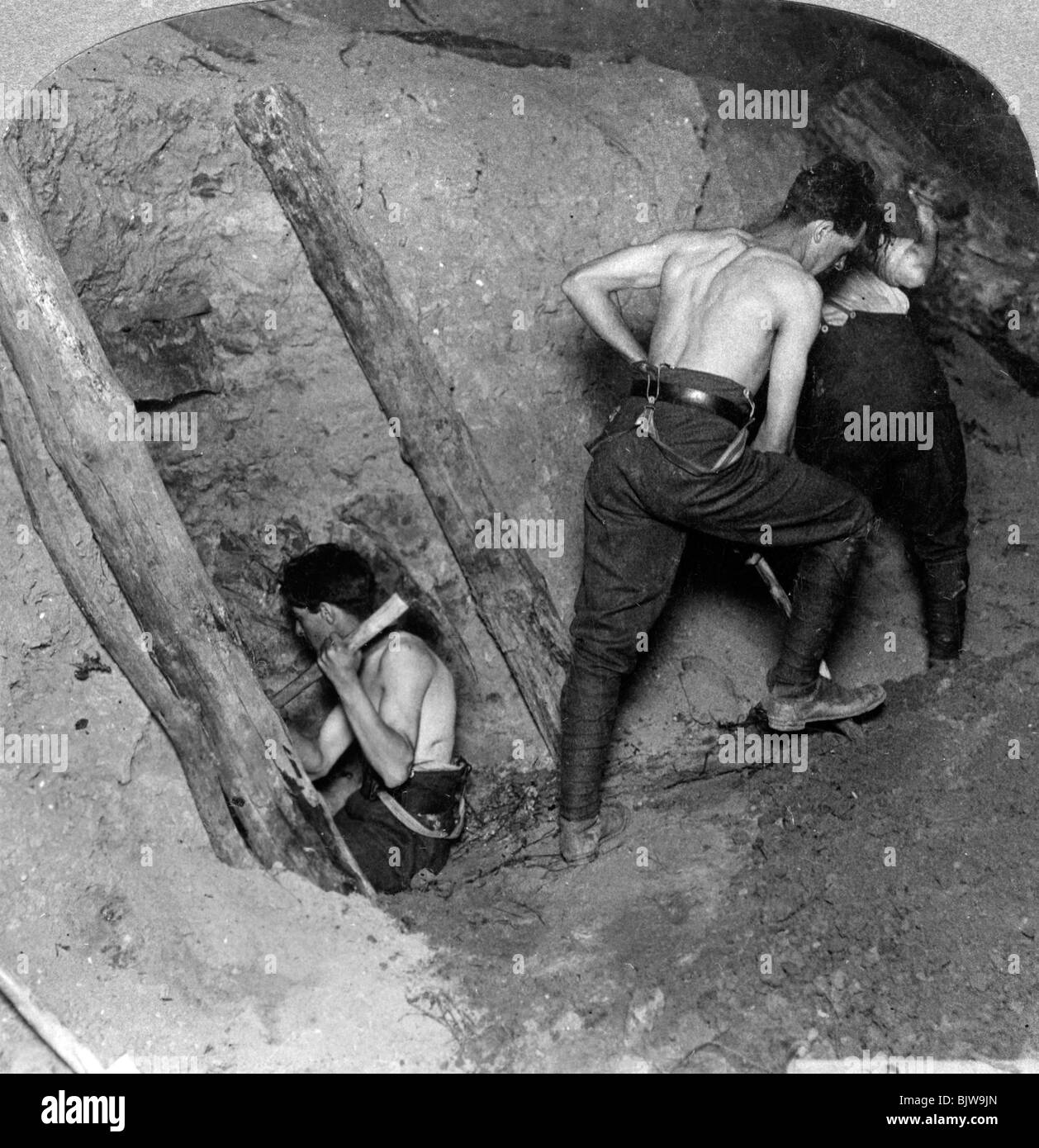 Mining at Messines Ridge, Belgium, World War I, 1914-1918.Artist ...