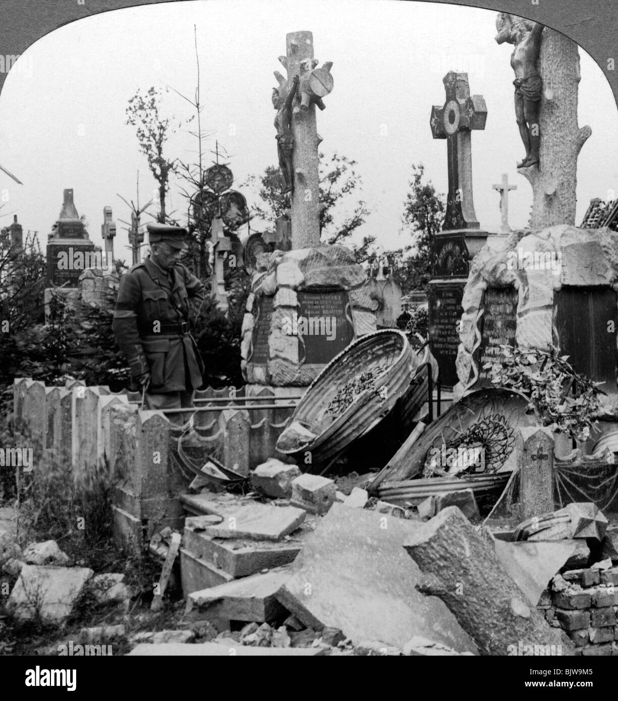 German wwi cemetery Black and White Stock Photos & Images - Alamy
