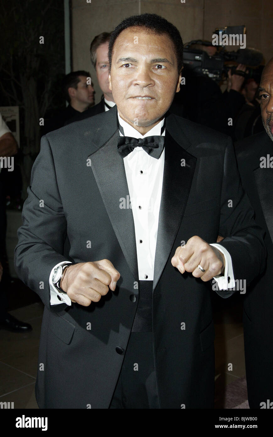 MUHAMMAD ALI . 16TH ANNUAL CAROUSEL OF HOPE G BEVERLY HILTON BEVERLY ...