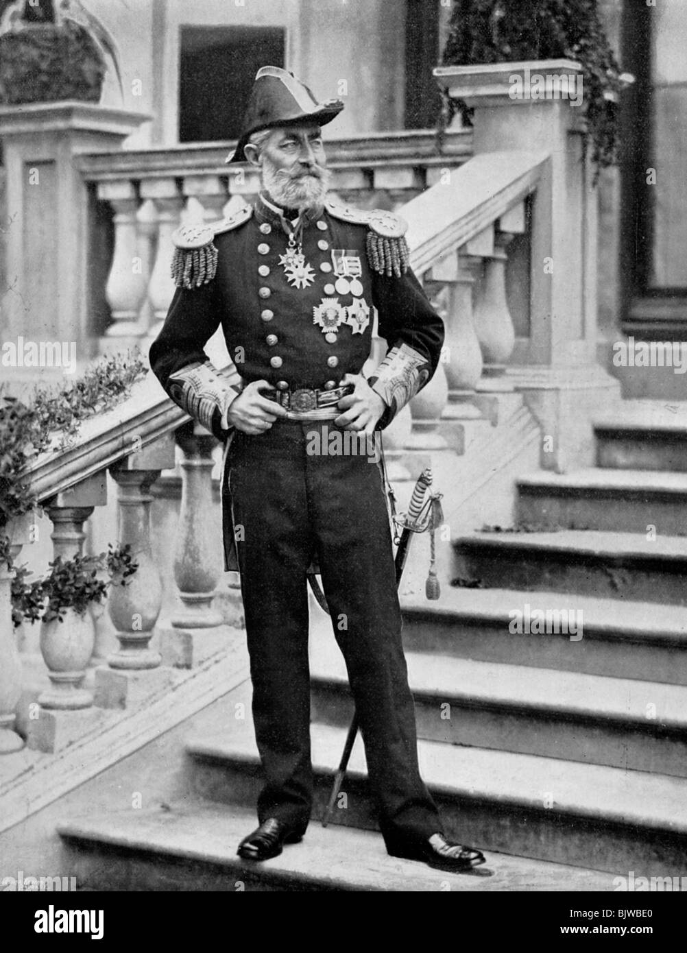 British Officer Uniform Stock Photos & British Officer Uniform Stock ...