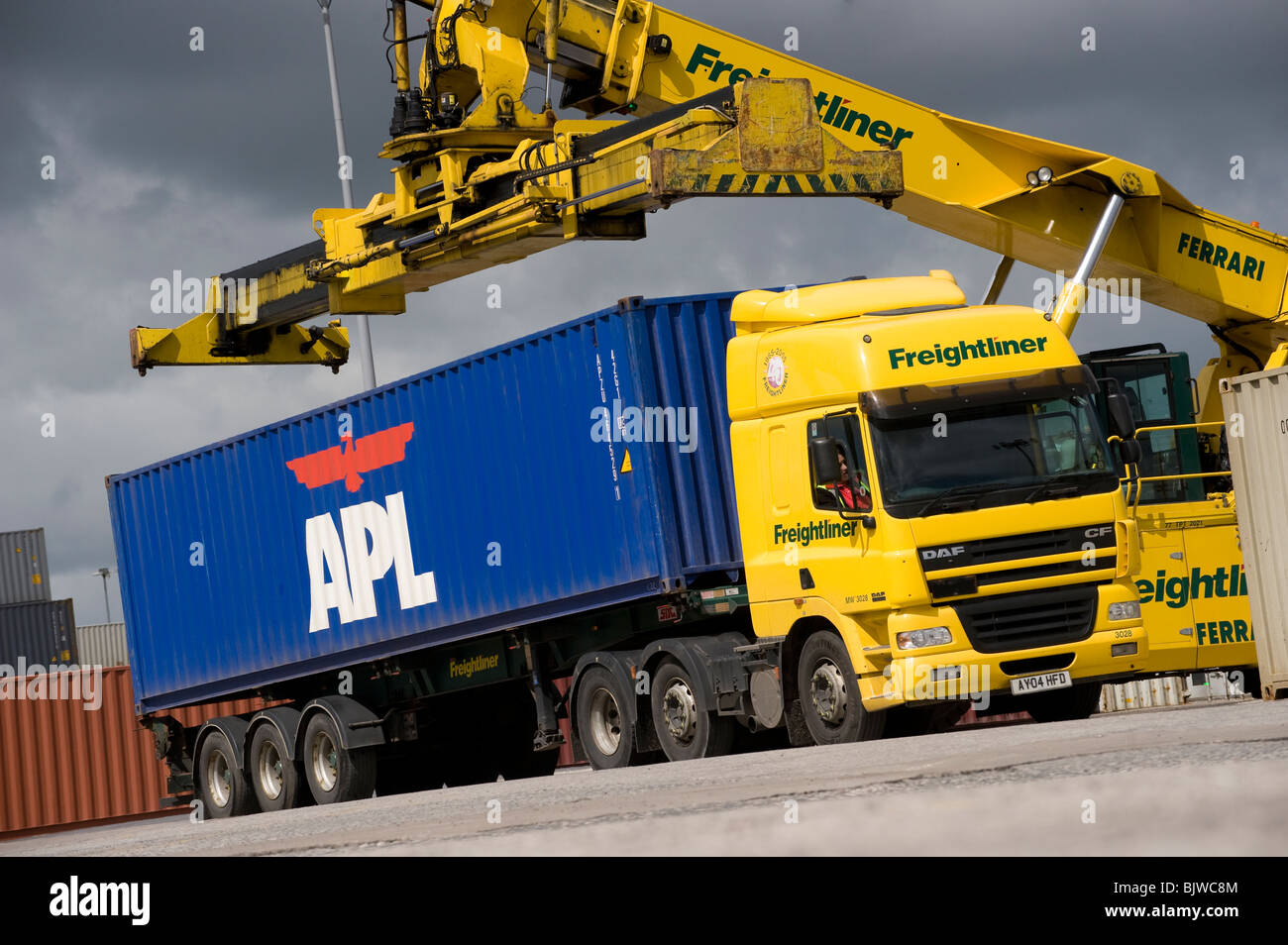 Container Lorry High Resolution Stock Photography and Images - Alamy
