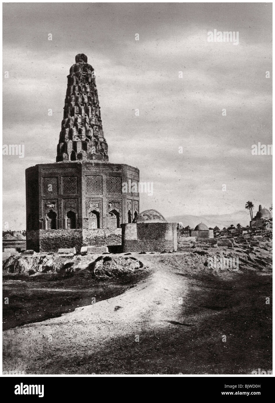 The tomb of Zubayda, Baghdad, Iraq, 1925. Artist: A Kerim Stock Photo ...