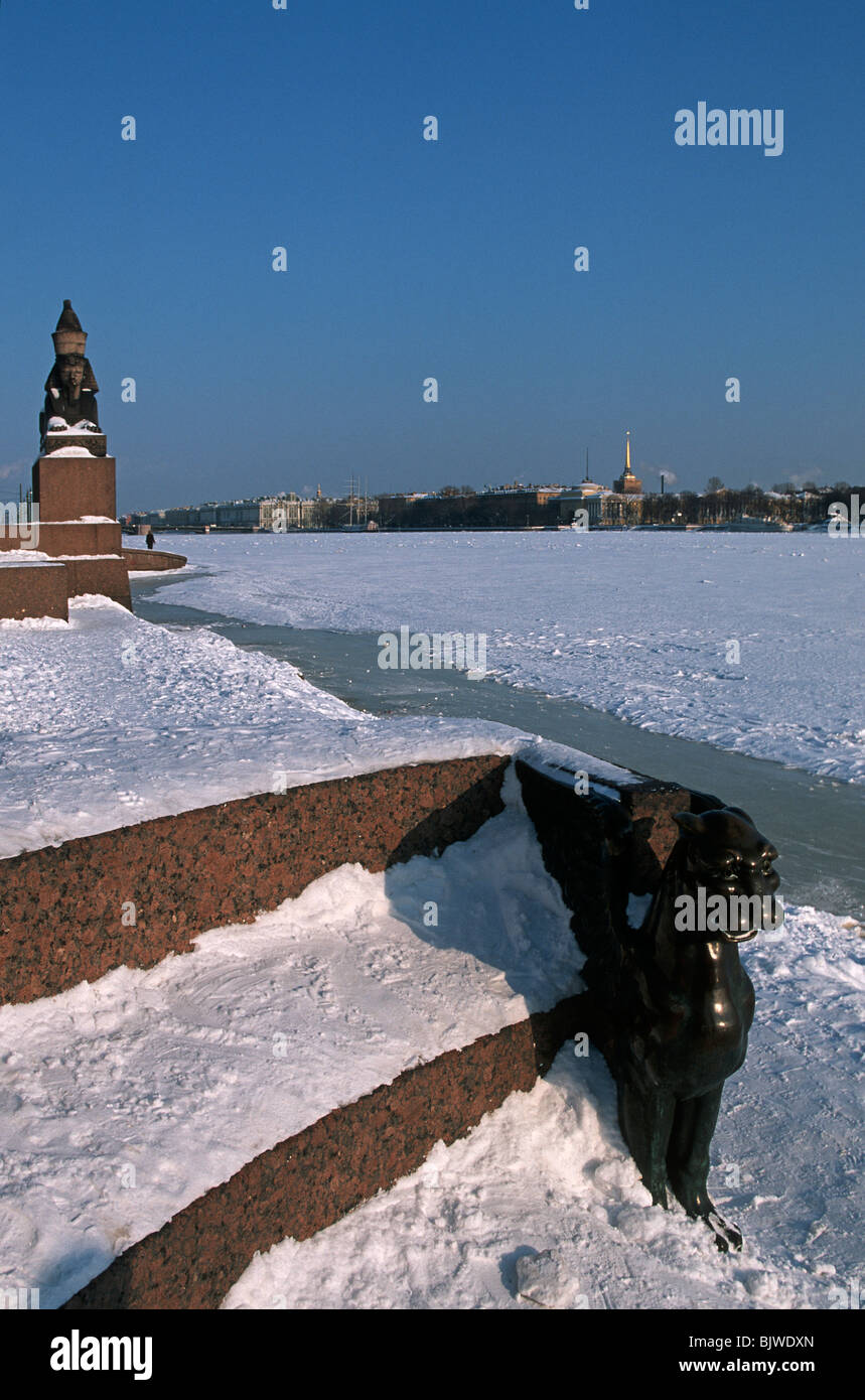 Russia,St Petersburg,sphinx debarcadere,Neva river,winter,snow Stock ...