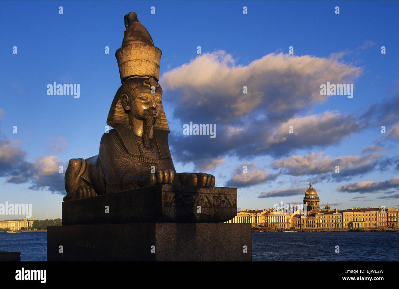 River sphinx hi-res stock photography and images - Alamy