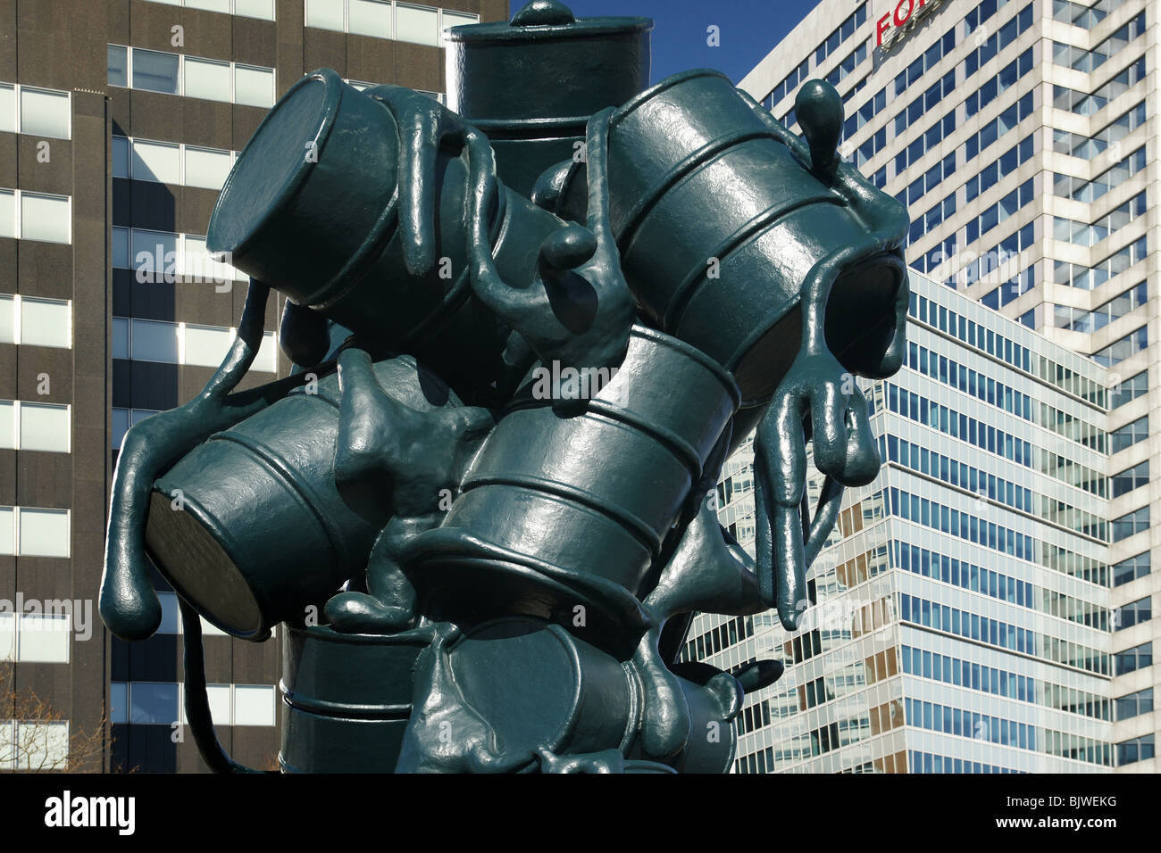 The Cascade statue sculpture and modern buildings in Rotterdam ...
