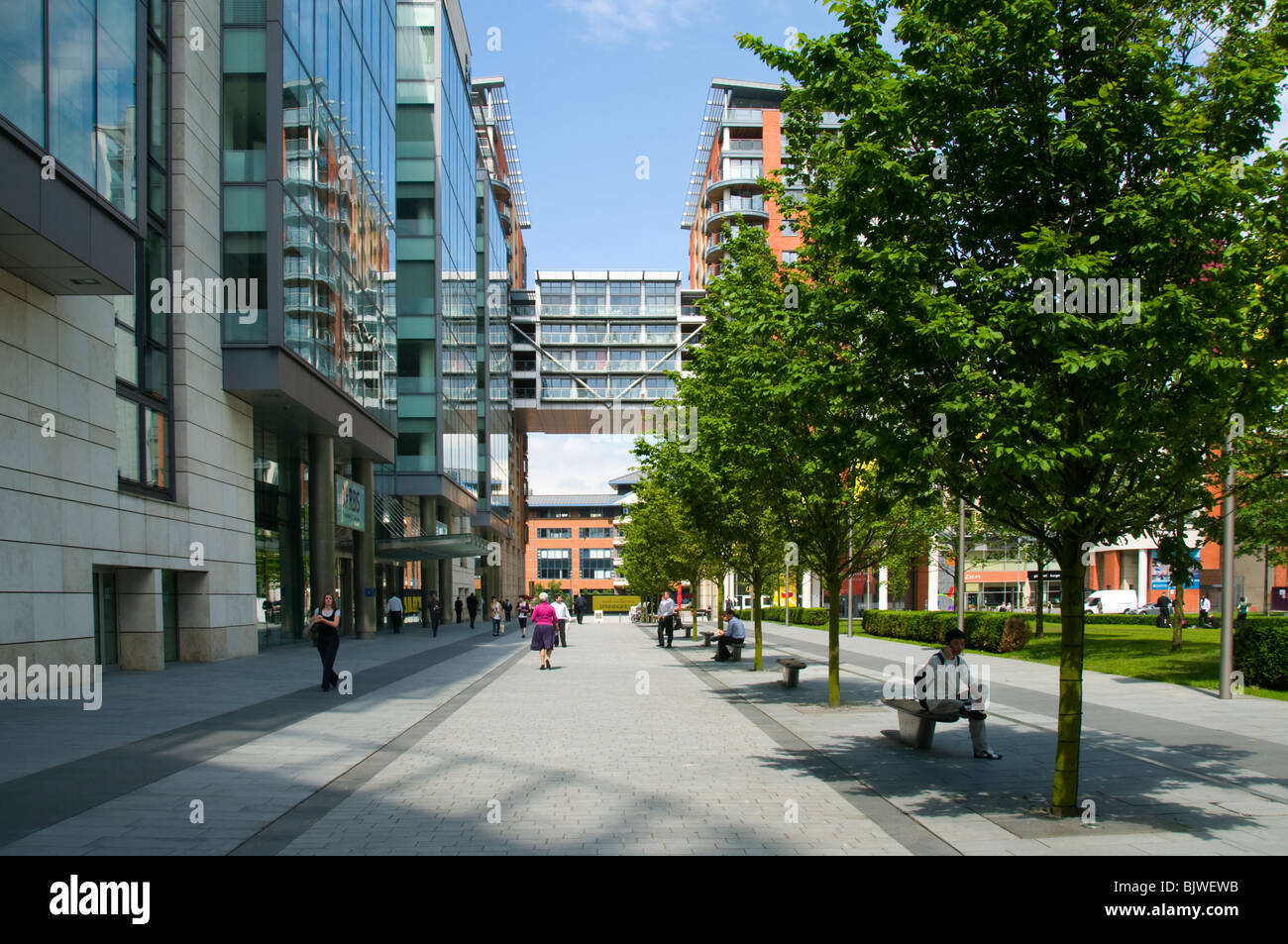 Offices and the Leftbank apartment buildings at the Spinningfields ...