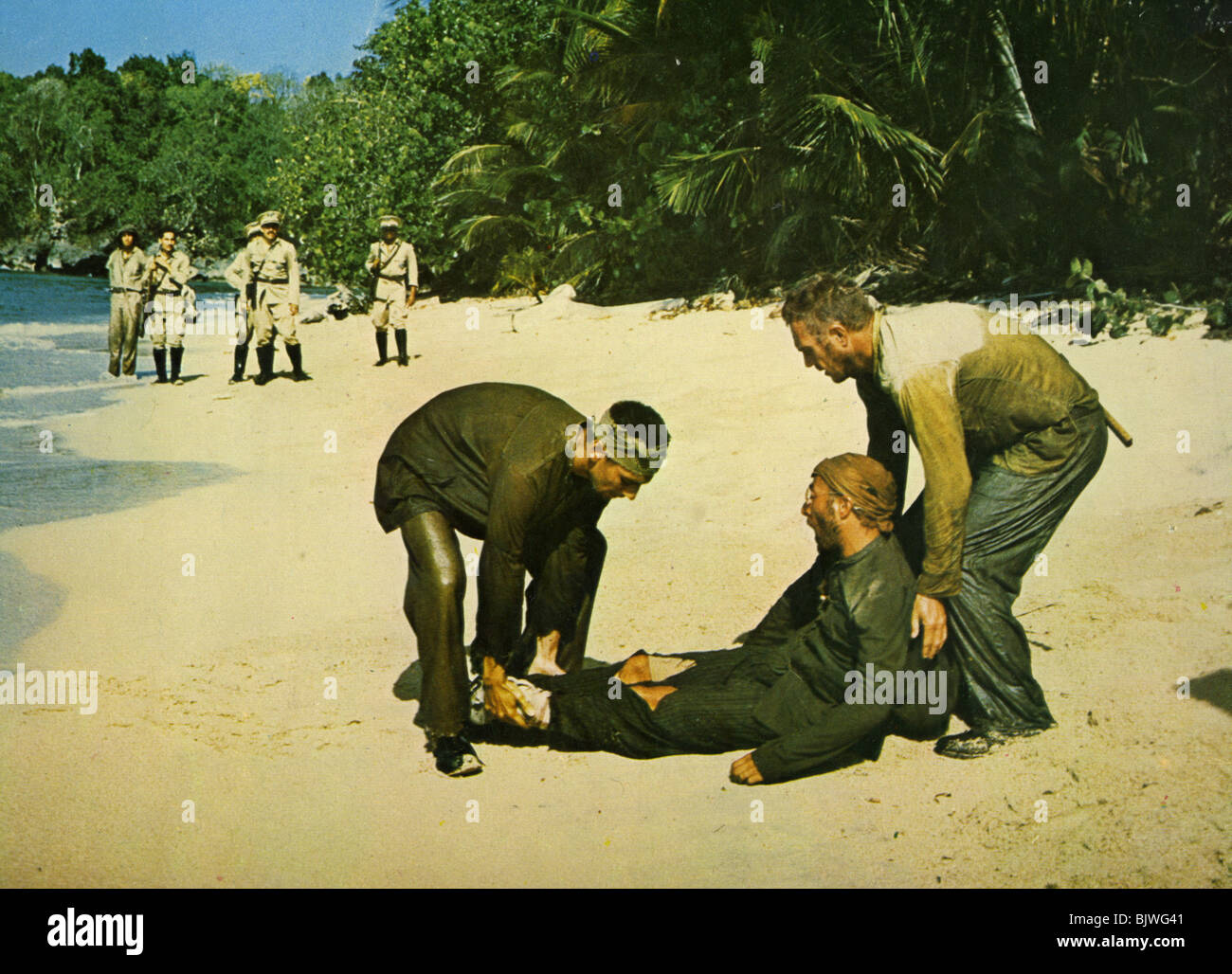 Papillon 1973 steve mcqueen hi-res stock photography and images - Alamy