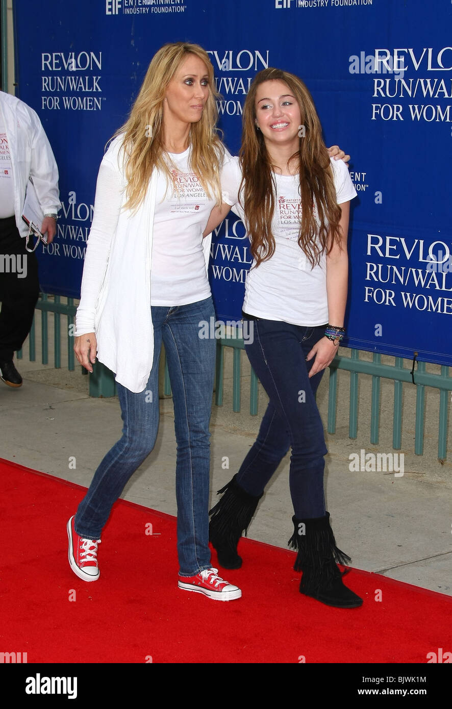 TRISH CYRUS MILEY CYRUS 16TH ANNUAL EIF REVLON RUN/WALK FOR WOMEN ...