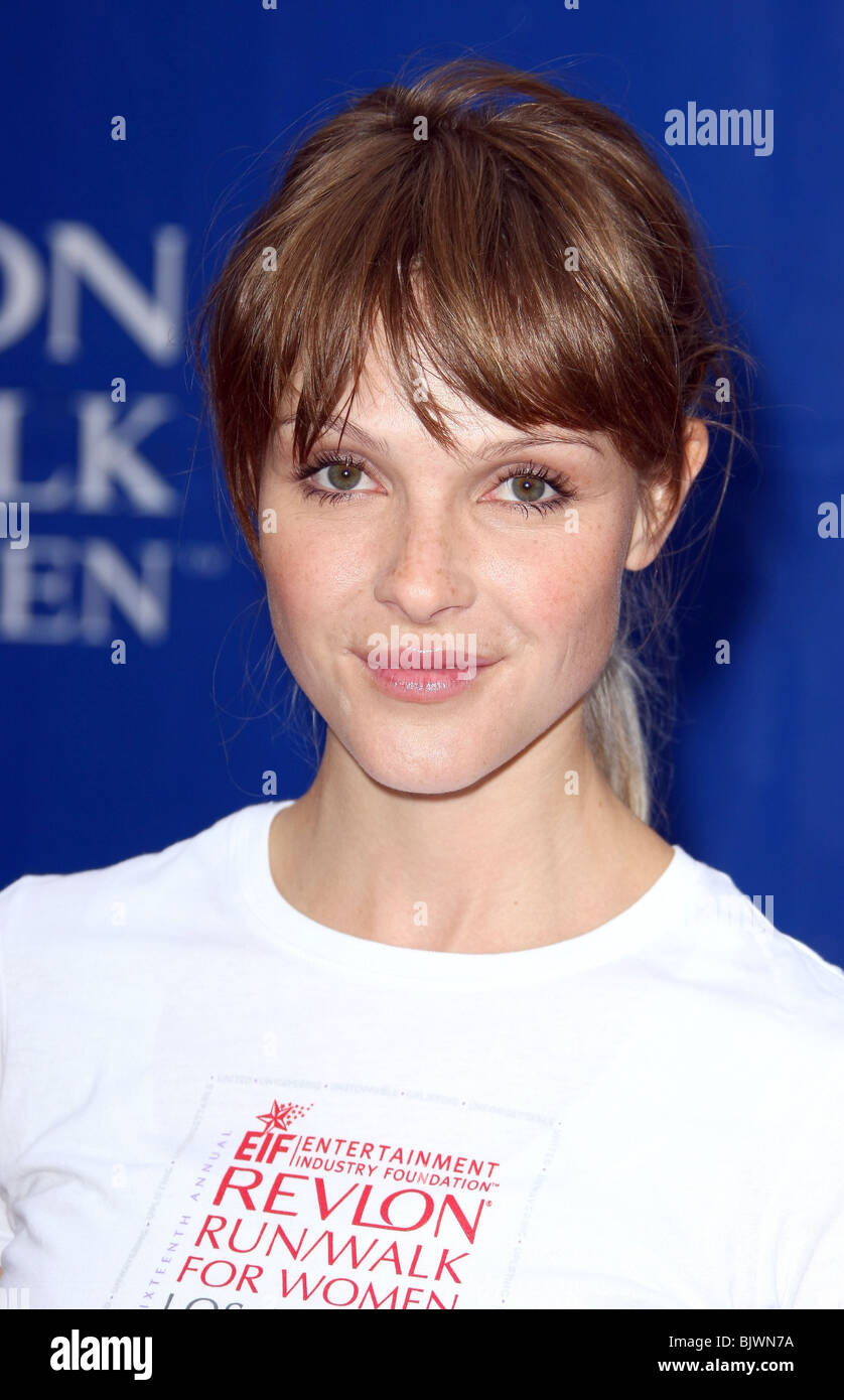 BEAU GARRETT 16TH ANNUAL EIF REVLON RUN/WALK FOR WOMEN DOWNTOWN LOS ...